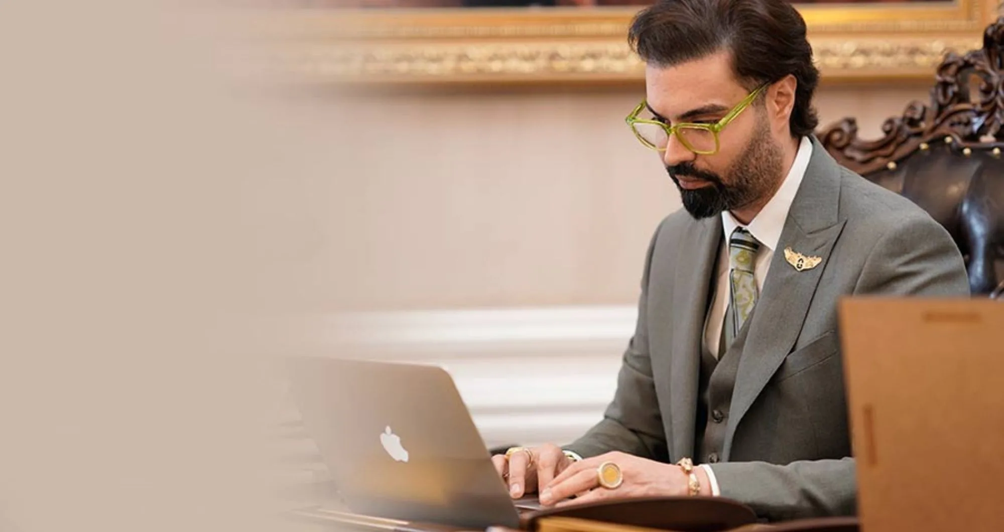 Dr. Makan Arya Parsa: A Visionary with a Boundless Mind