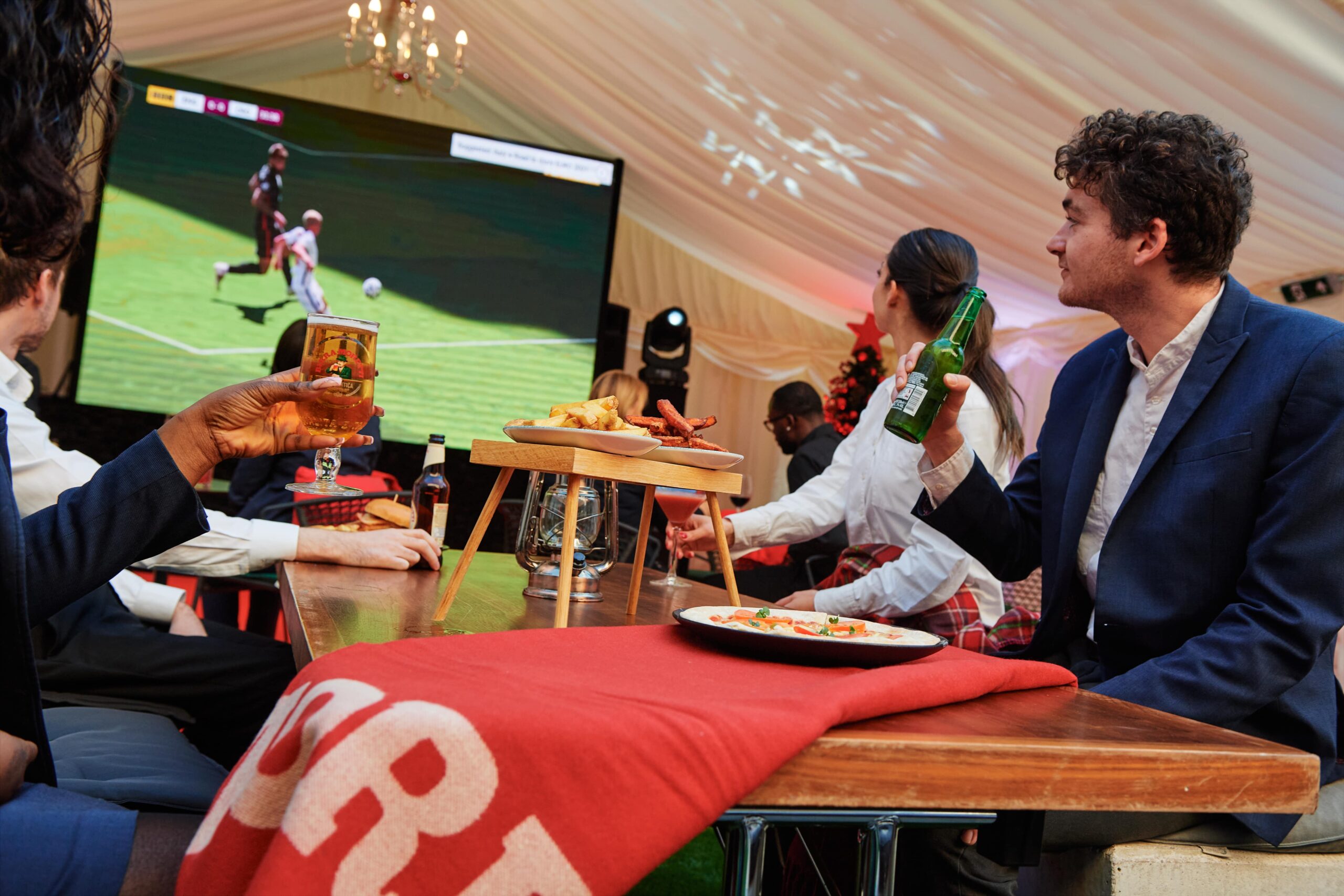 Ultimate 'Pop Up' World Cup Venue | London Daily News