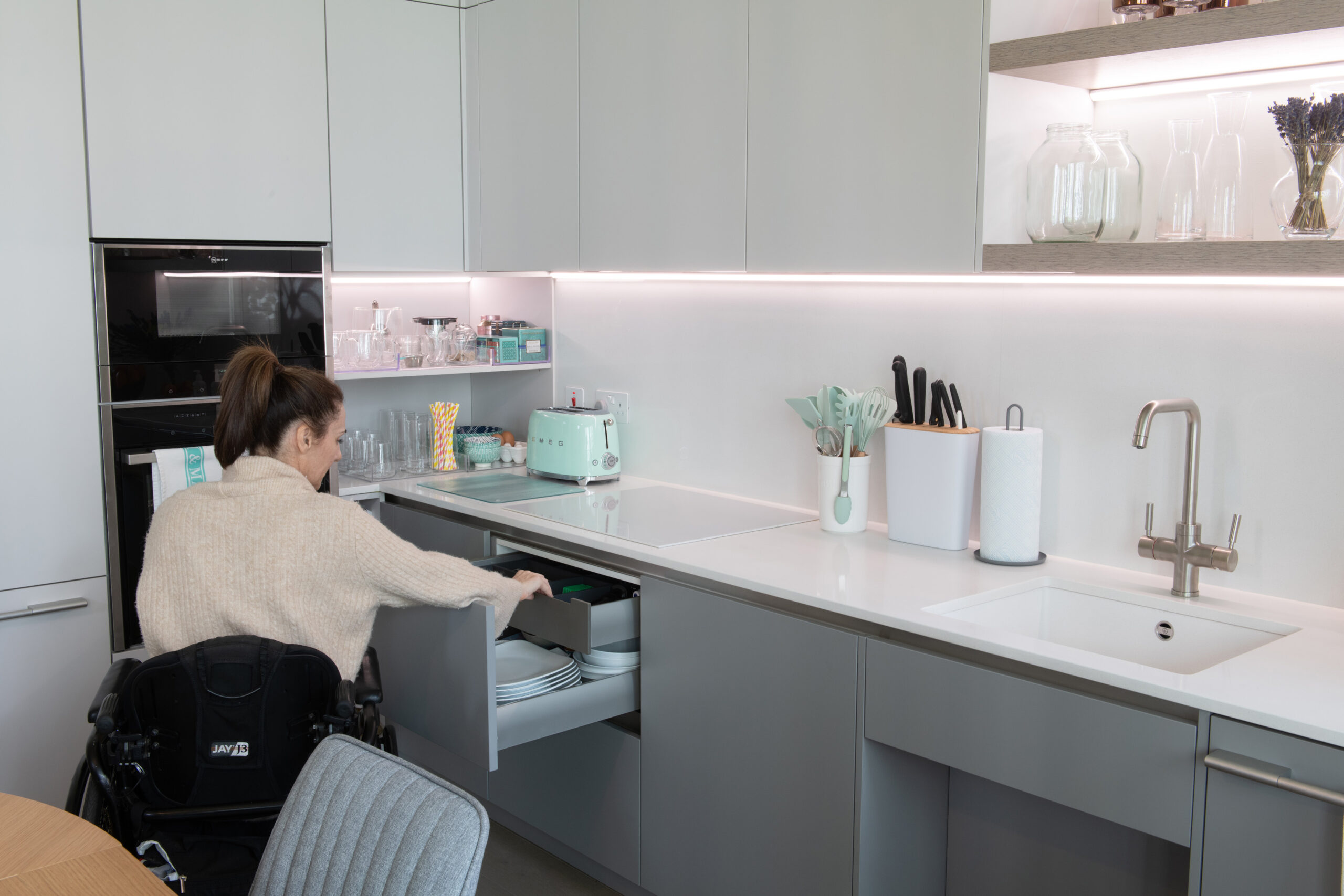 Luxury Accesible Kitchen-living by Brandt Design | London Daily News