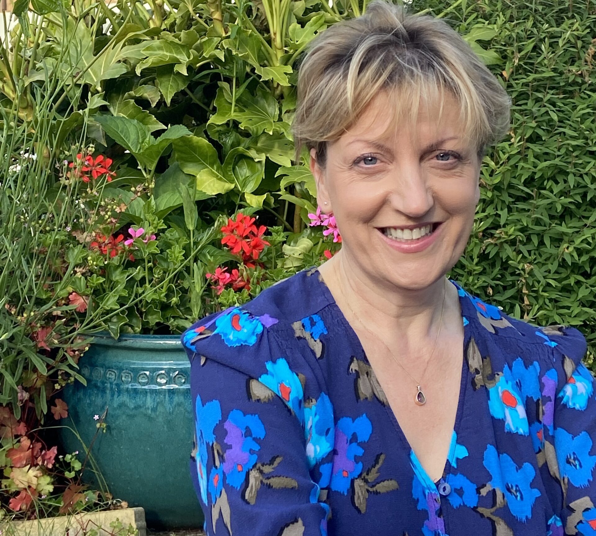 Mother of the bride eyes up potential for 20/20 vision | London Daily News