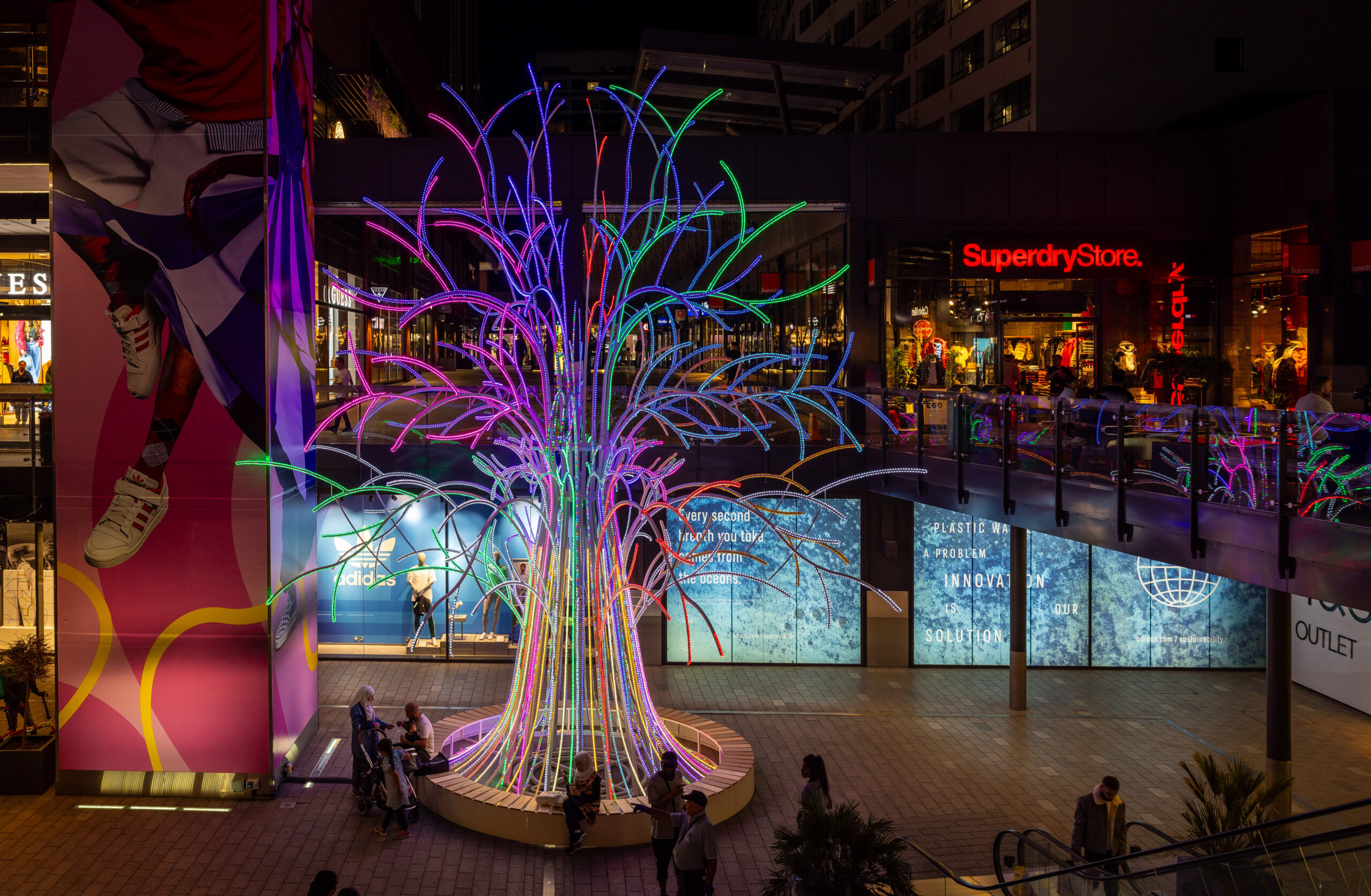 London designer outlet launches festive season | London Daily News