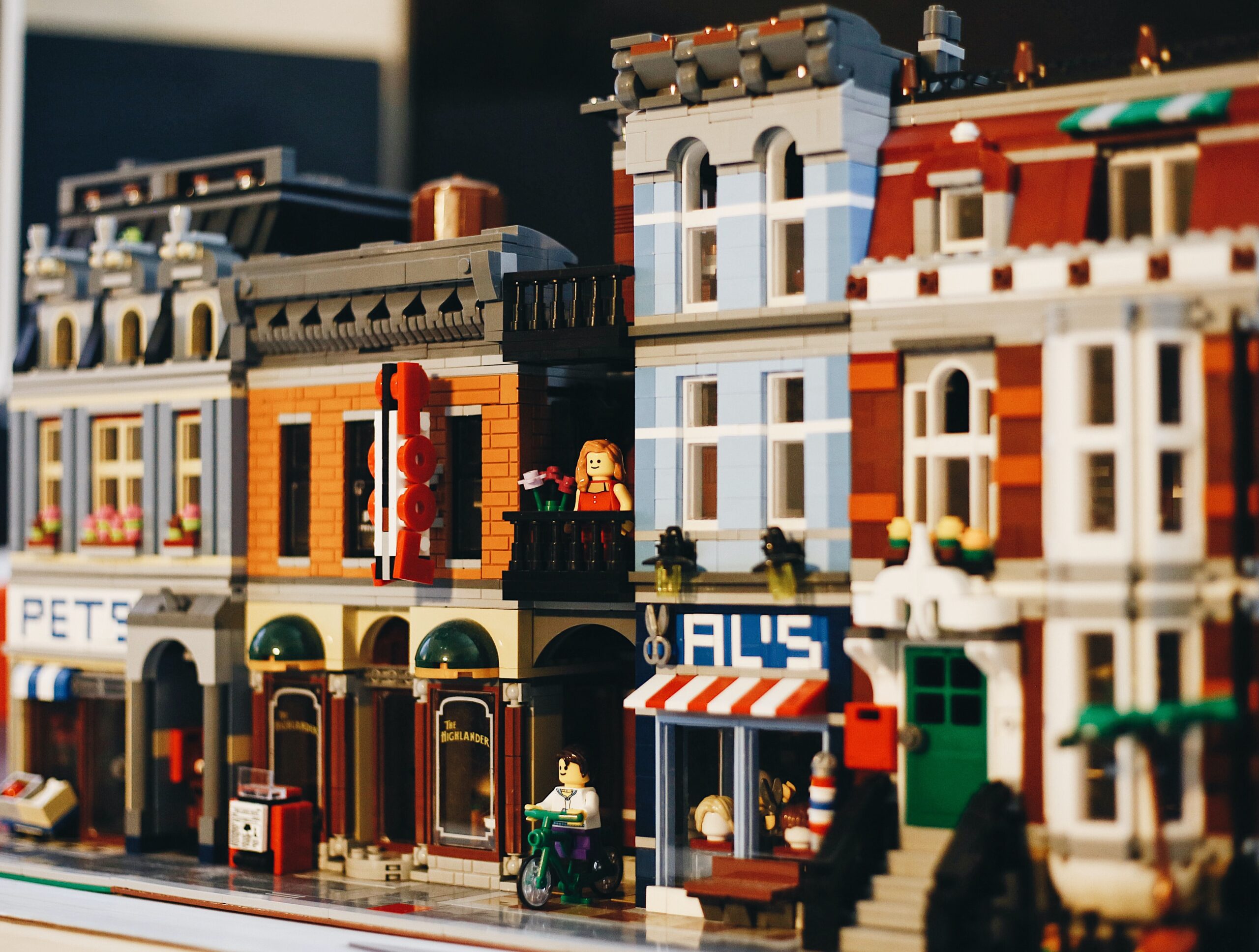 The LEGO Legacy: Exploring the Versatile LEGO Piece 26047 | London ...