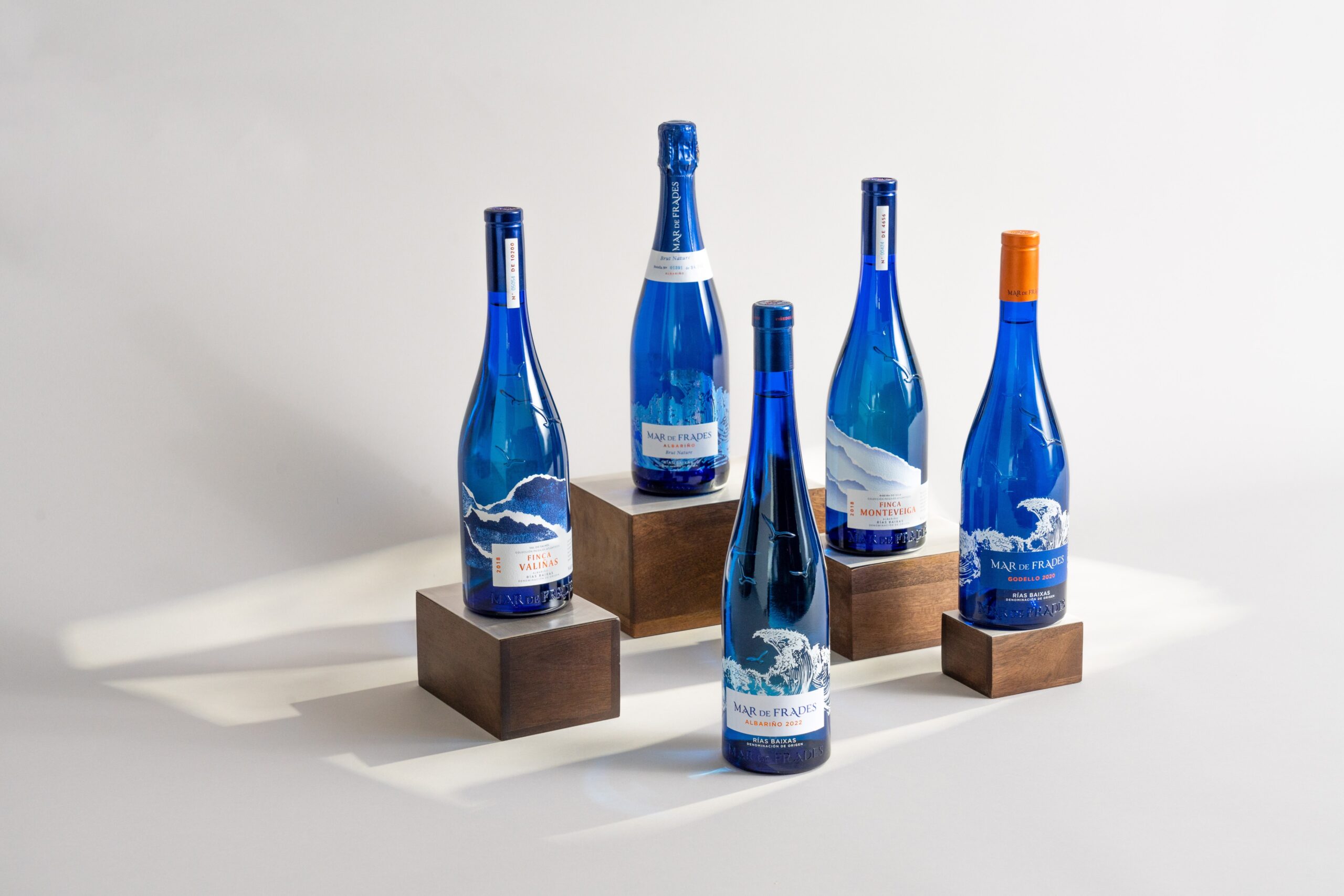 The Spanish winery Mar de Ffrades lands in the UK along with it's ...