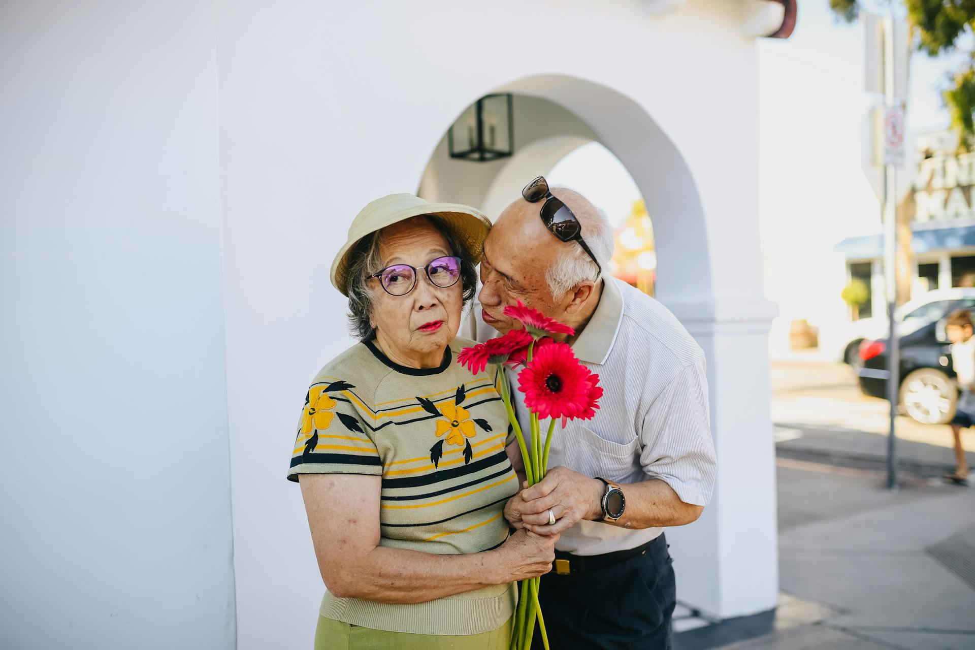 Finding love in later life: The do’s and don'ts of dating over 50 ...
