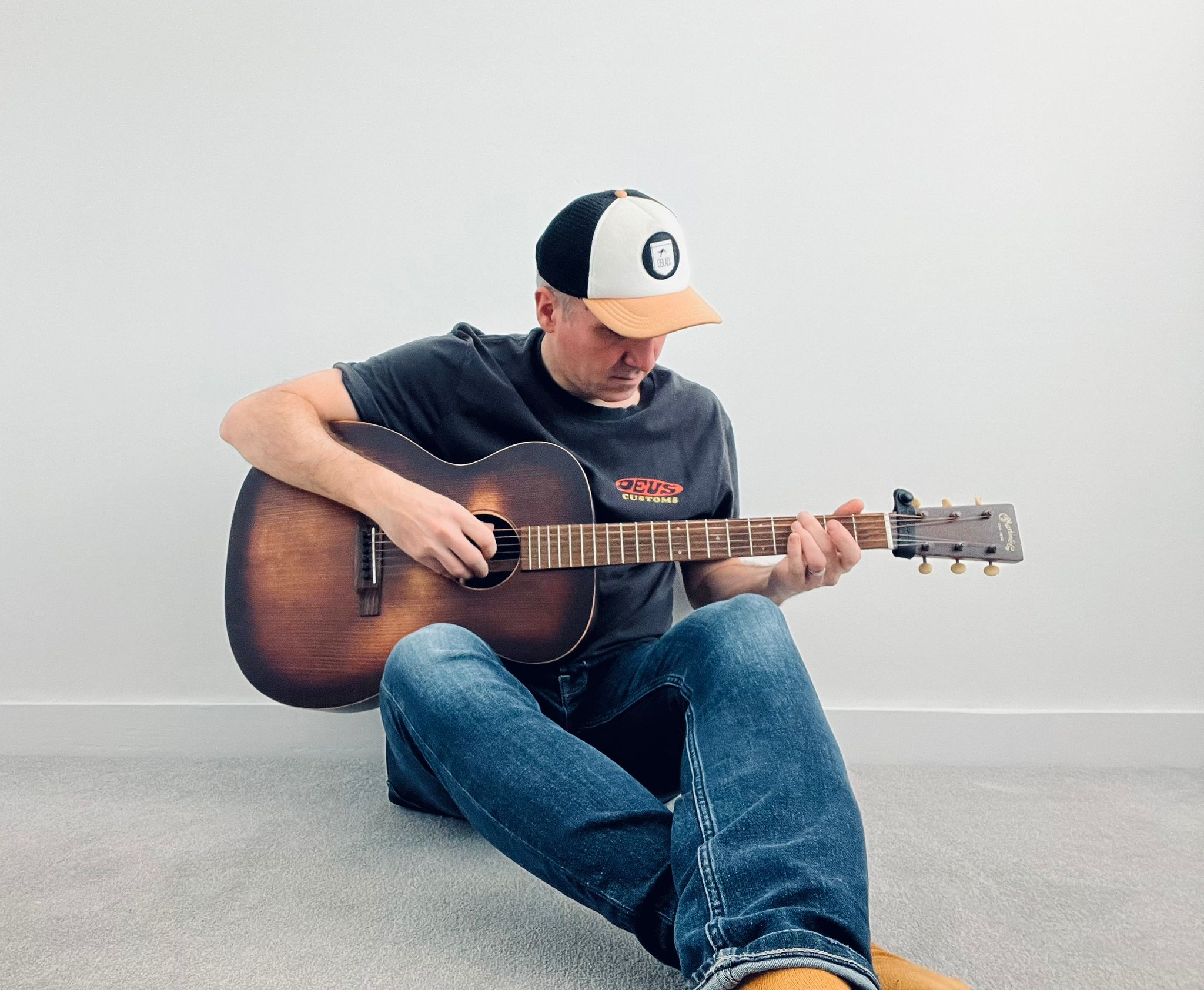 Singer-songwriter Kevin James Andrews returns to music scene with ...