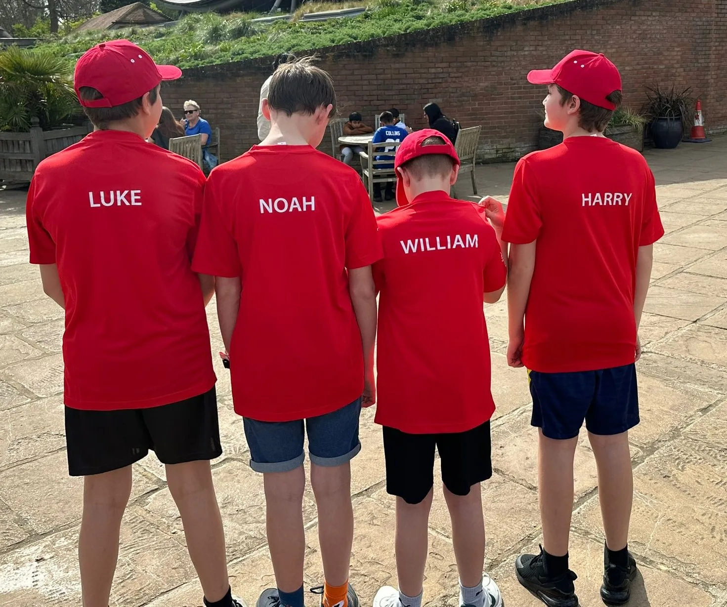 More than 80 colleagues, friends, and family are ‘Walking with Gaynor ...