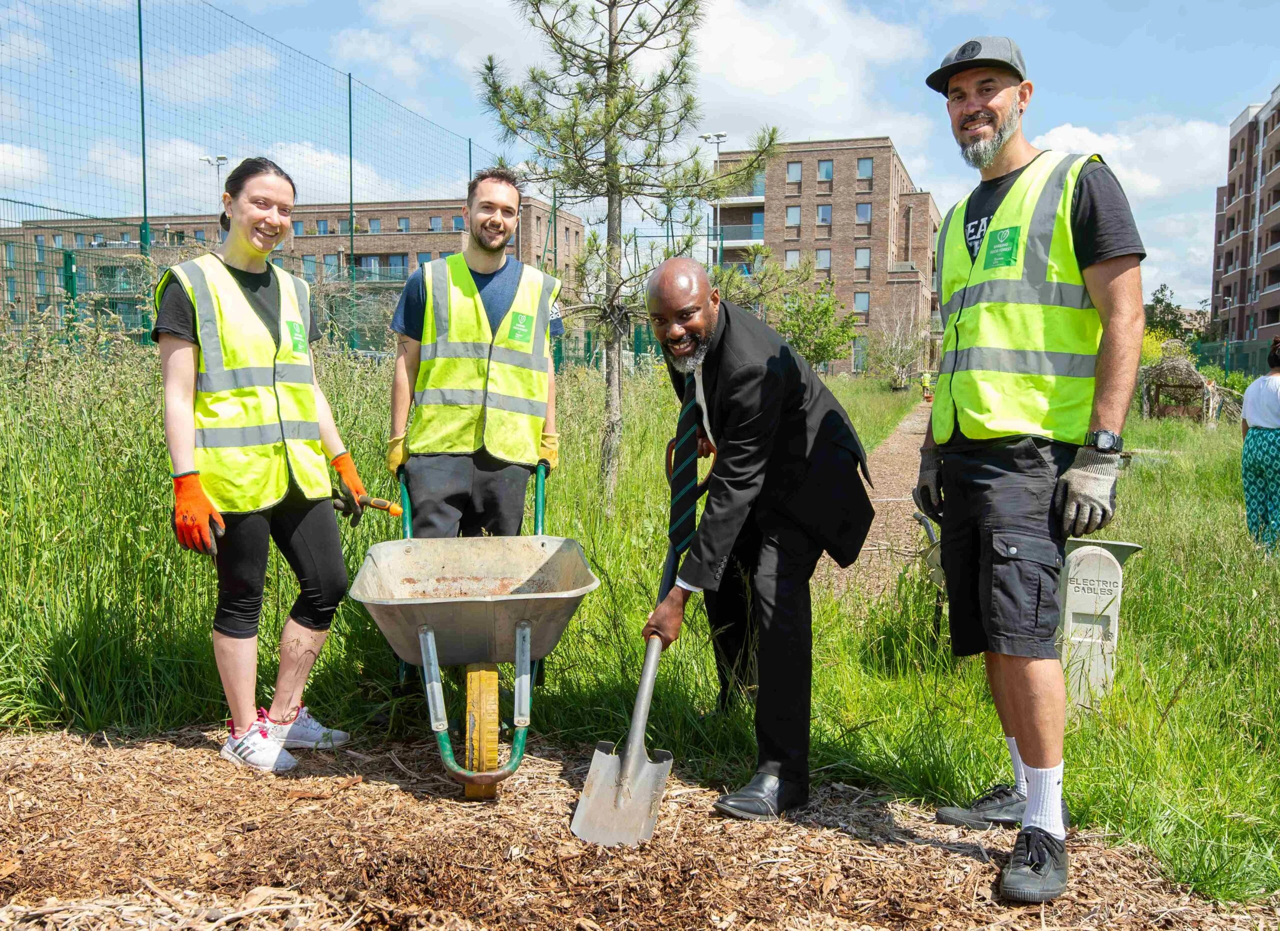 Local housebuilder gives donation to help support Barking Food Forest ...