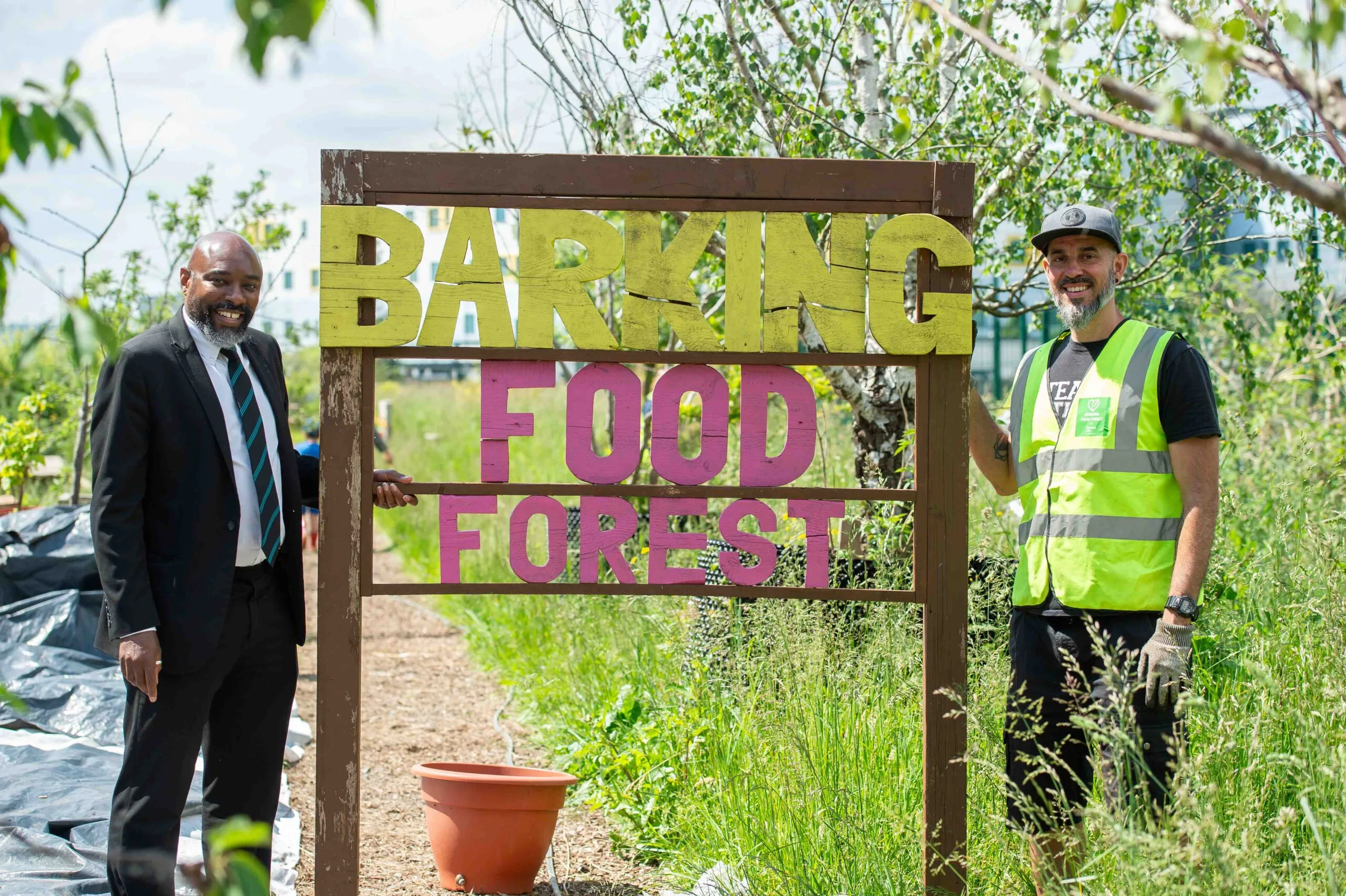 Local housebuilder gives donation to help support Barking Food Forest ...