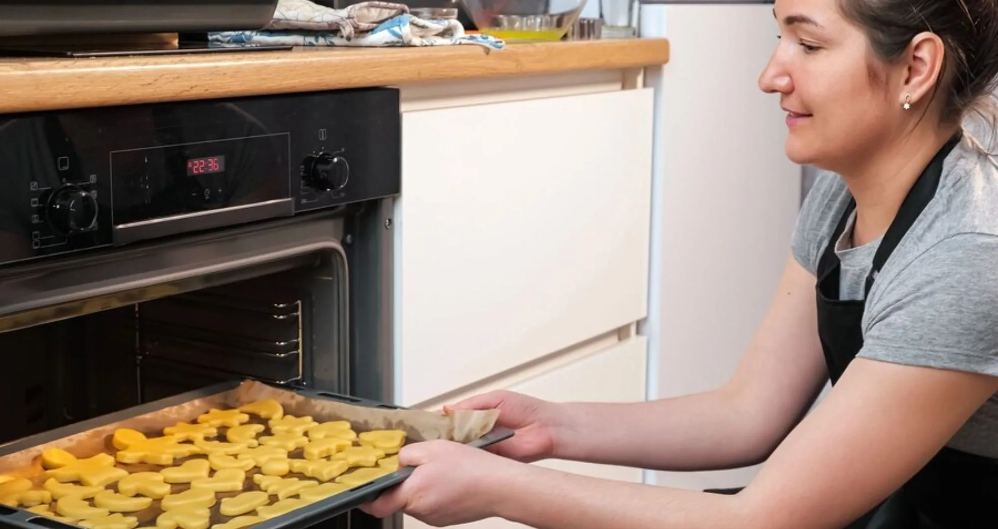 Oven not cooking evenly? Here's what you need to do! | London Daily News