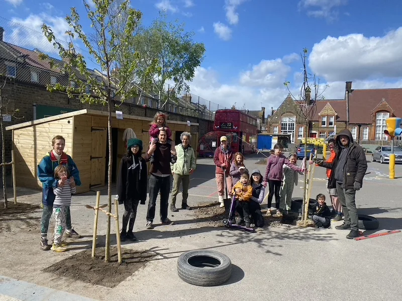 Community helps transform Hackney school into a green oasis | London ...