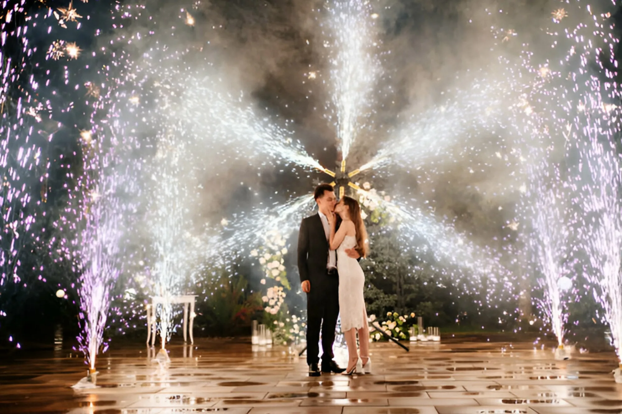 Make your wedding sparkle: The ultimate guide to cold spark rentals ...