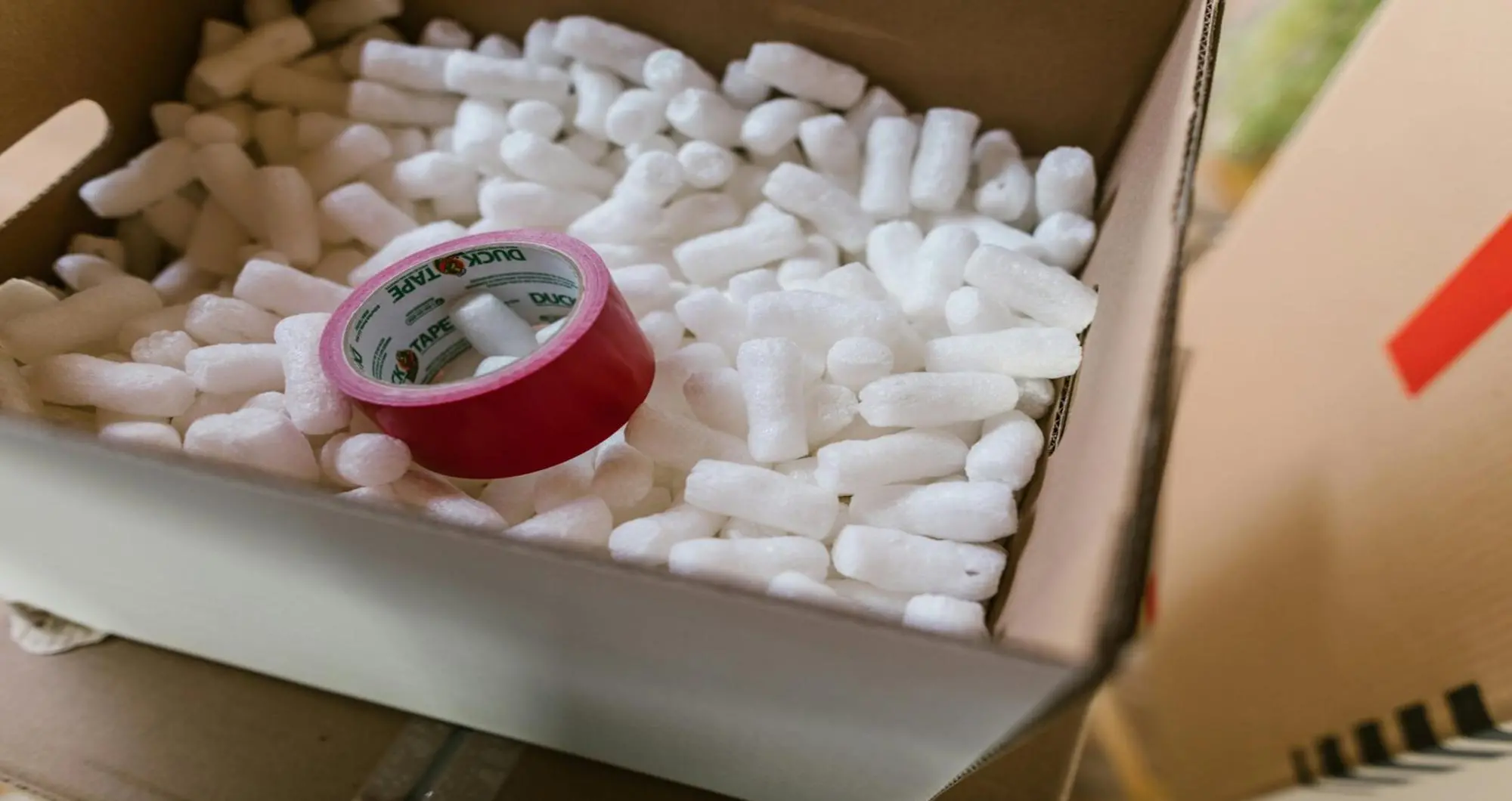 From boxes to home decor: Creative ways to reuse packing materials ...