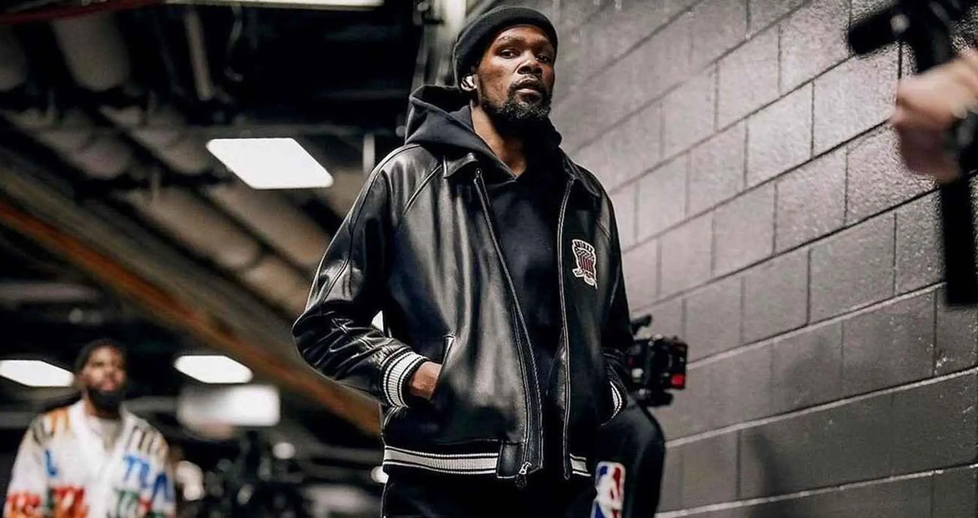 Exploring the timeless allure of Avirex leather jackets | London Daily News