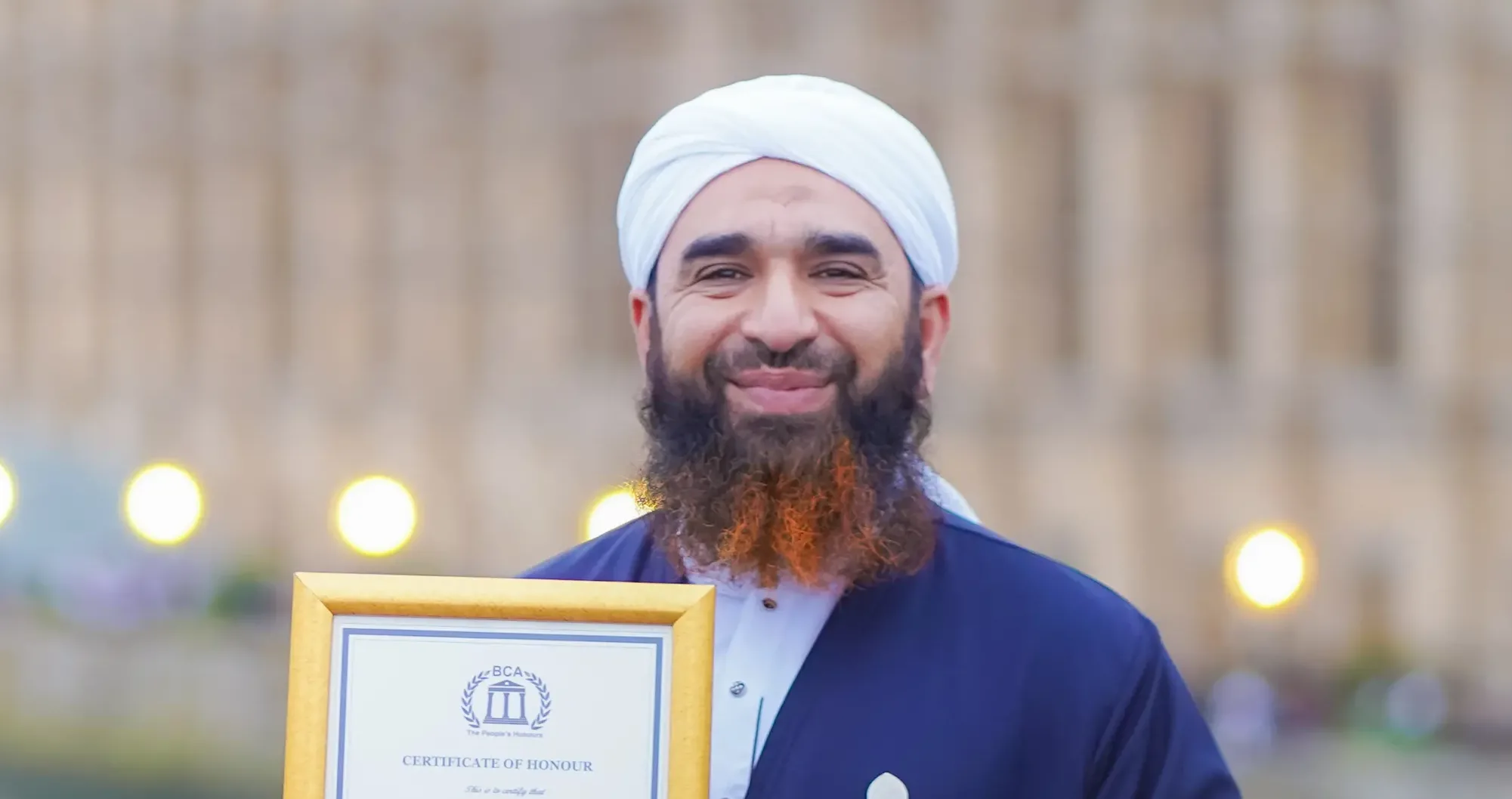 British-Pakistani Muslim awarded Best Citizen Award in UK Parliament ...