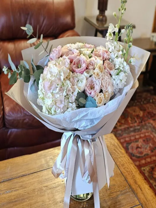 2024 trends in multi-colour bouquet design in Leeds | London Daily News