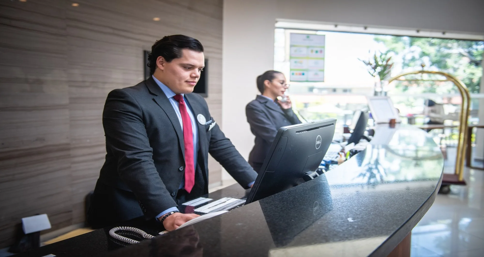 The rise of AI virtual receptionists: Revolutionising customer service ...