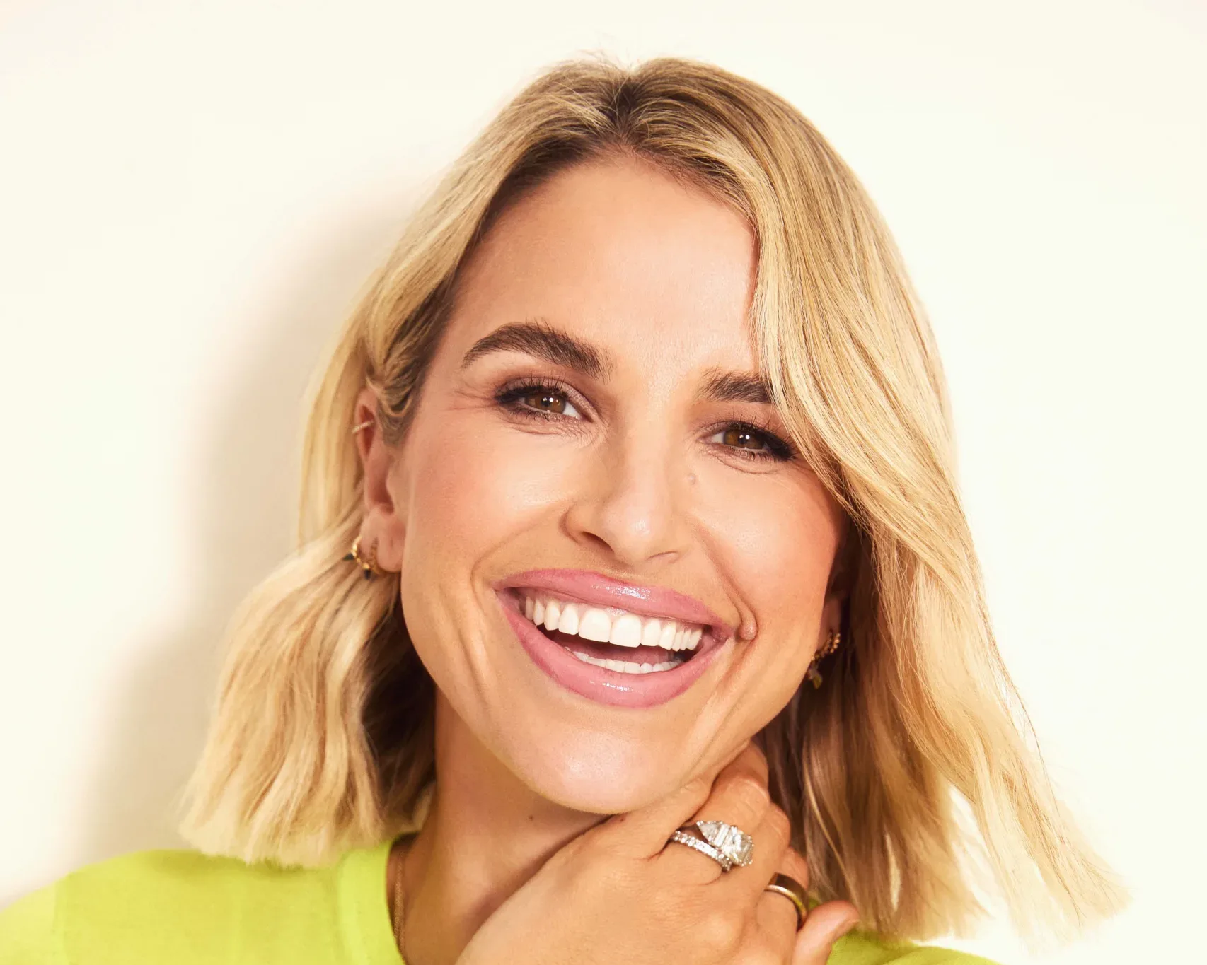 Vogue Williams to mix things up with DJ set at The Collective Family ...