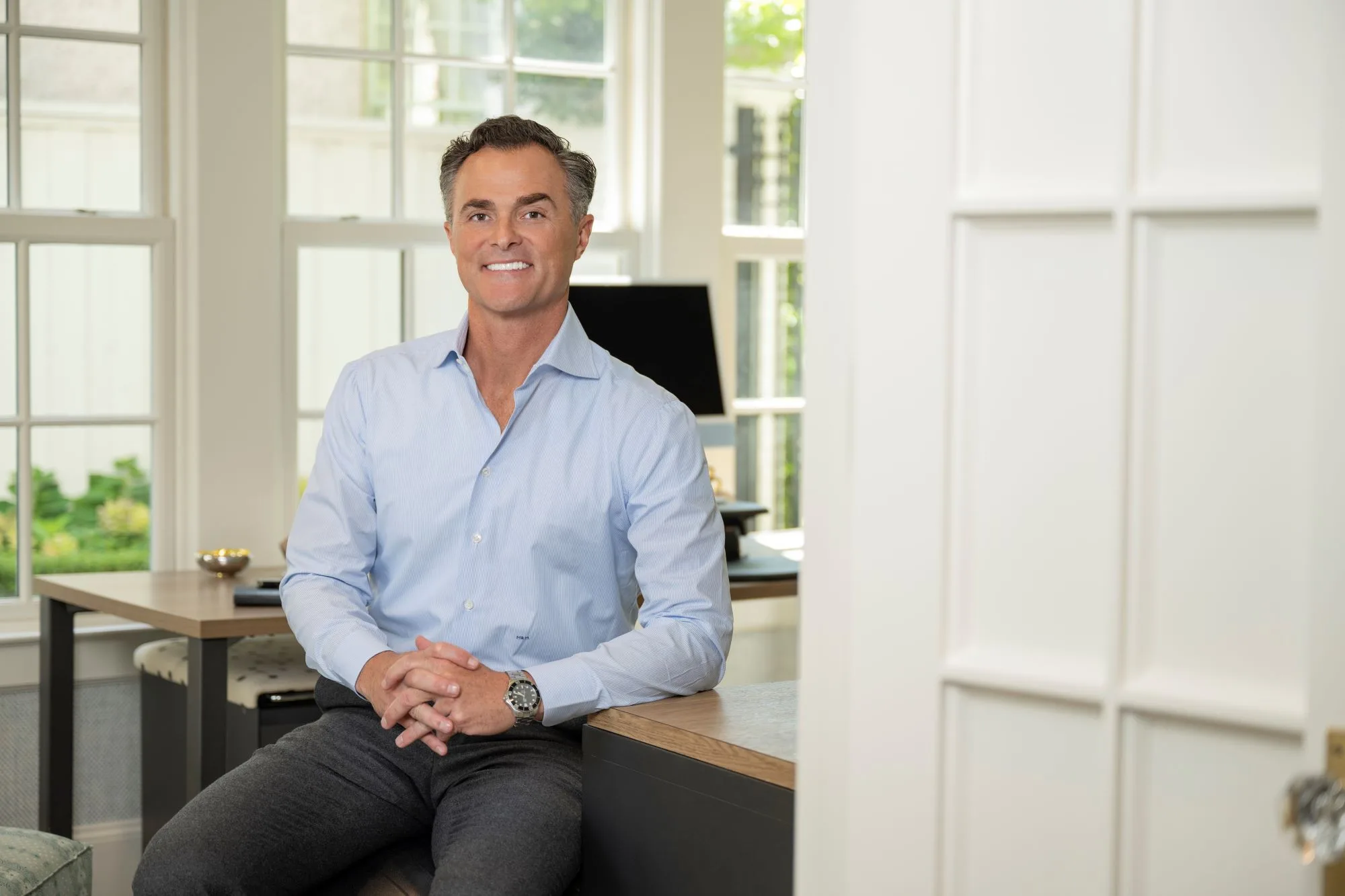 The power of daily choices: Redefining leadership for our time | London ...