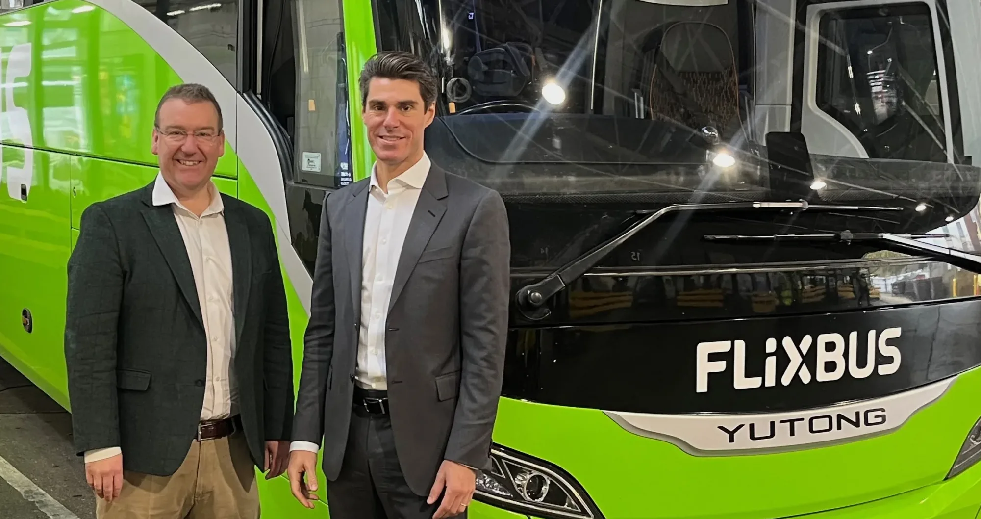 First Bus signs five-year partnership deal with Flixbus as they partner ...