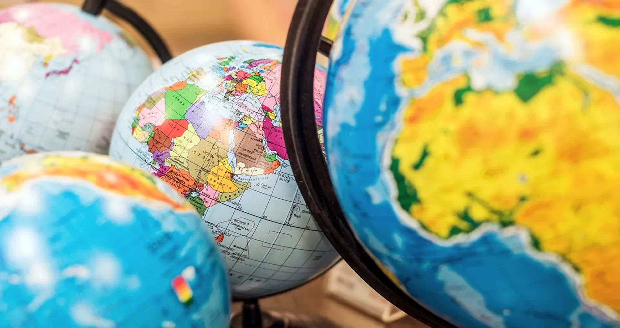 Unlock the fun of geography with Worldle: A map guessing adventure ...