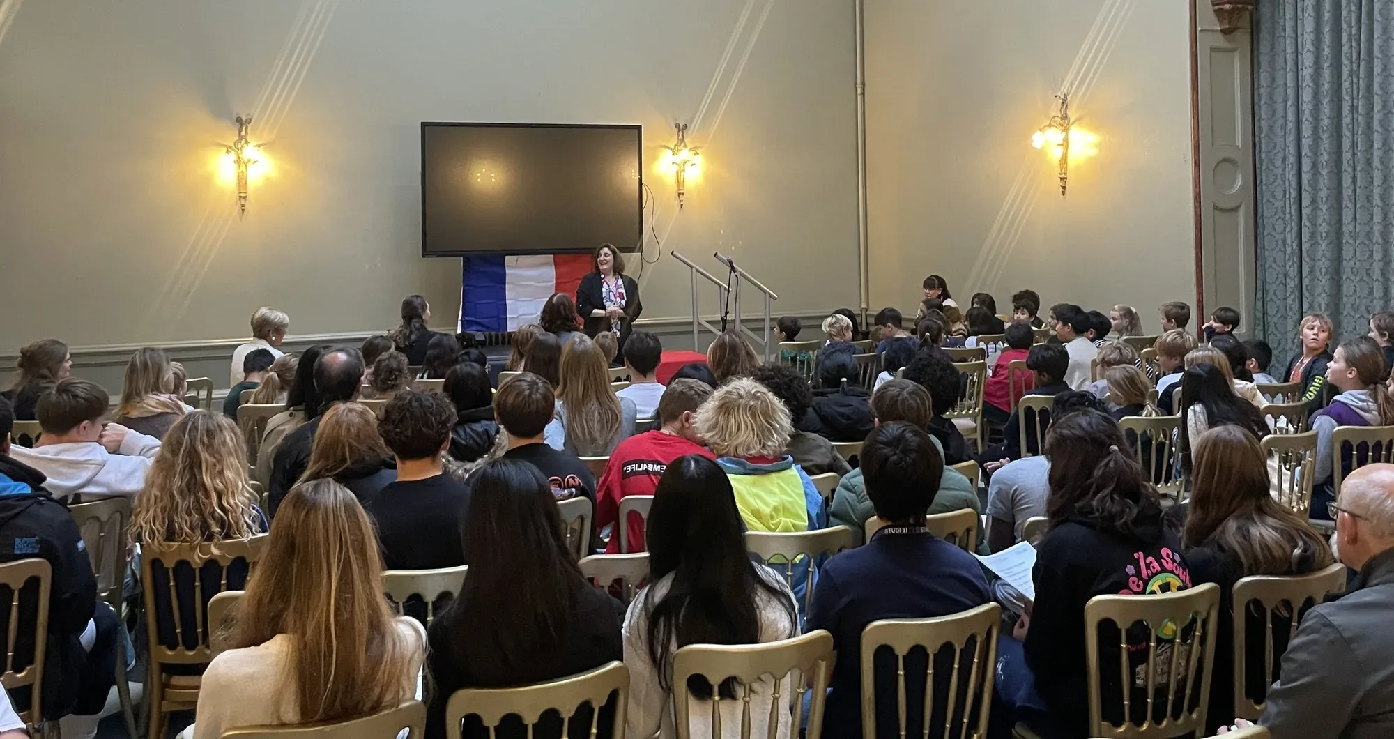 Sacre Bleu! Local students awarded prestigious French language ...