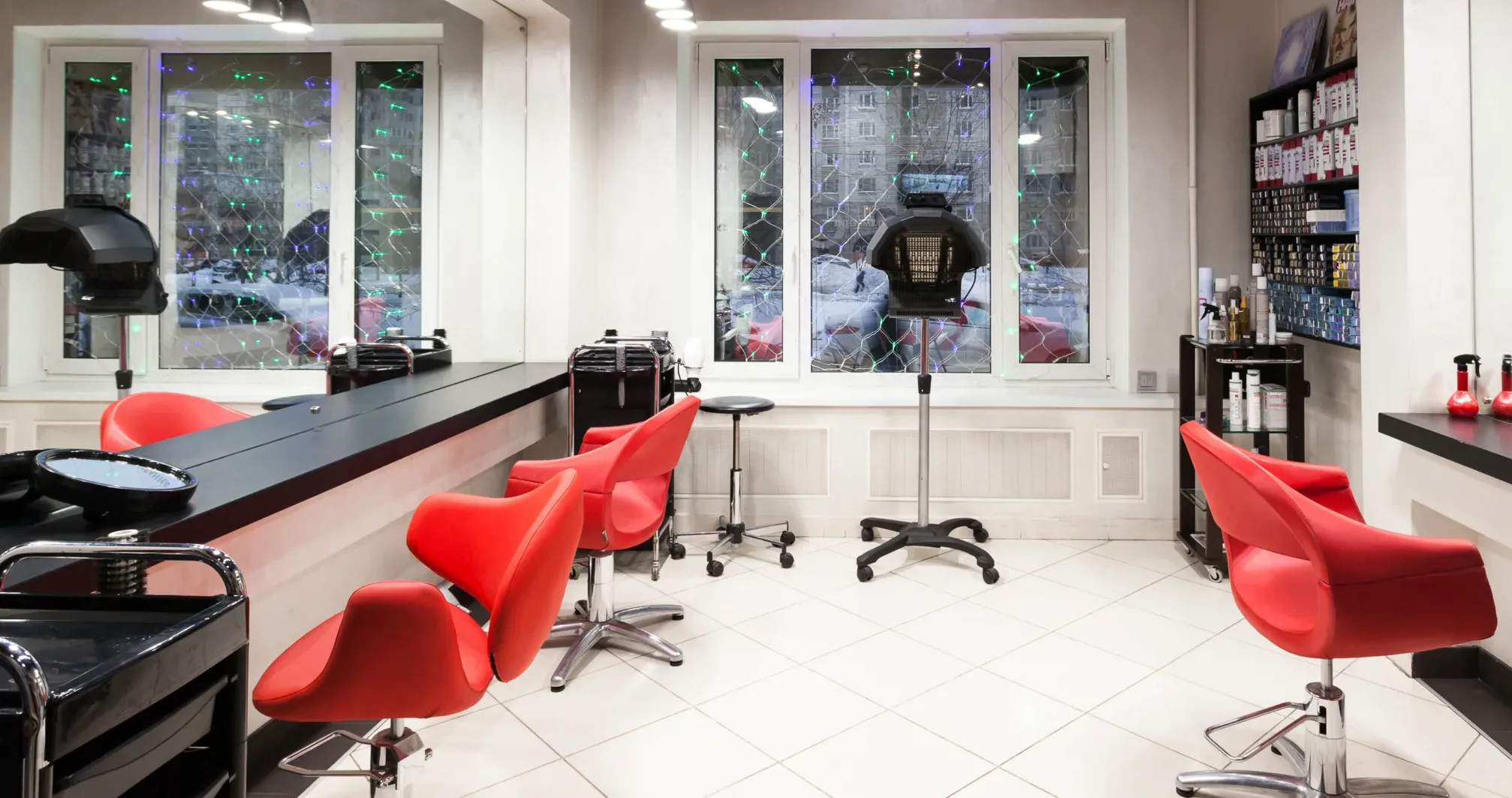 Beauty salon chair | London Daily News