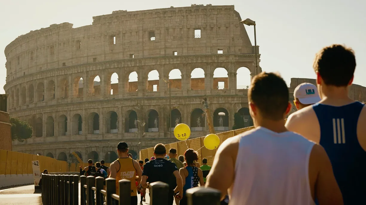 London TikTok stars Brookie and Jessie swap dance floors for Rome ...