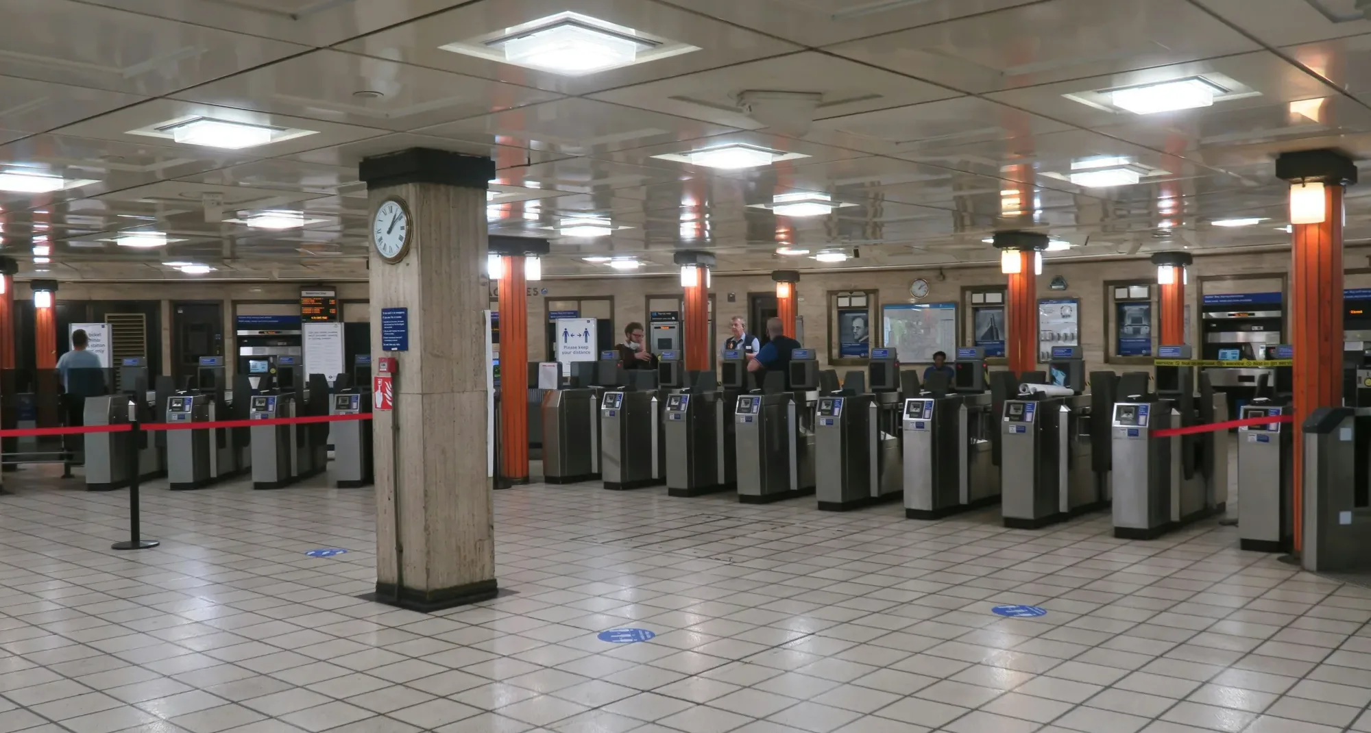 London Railway Network conducts trials of AI-powered safety technology ...