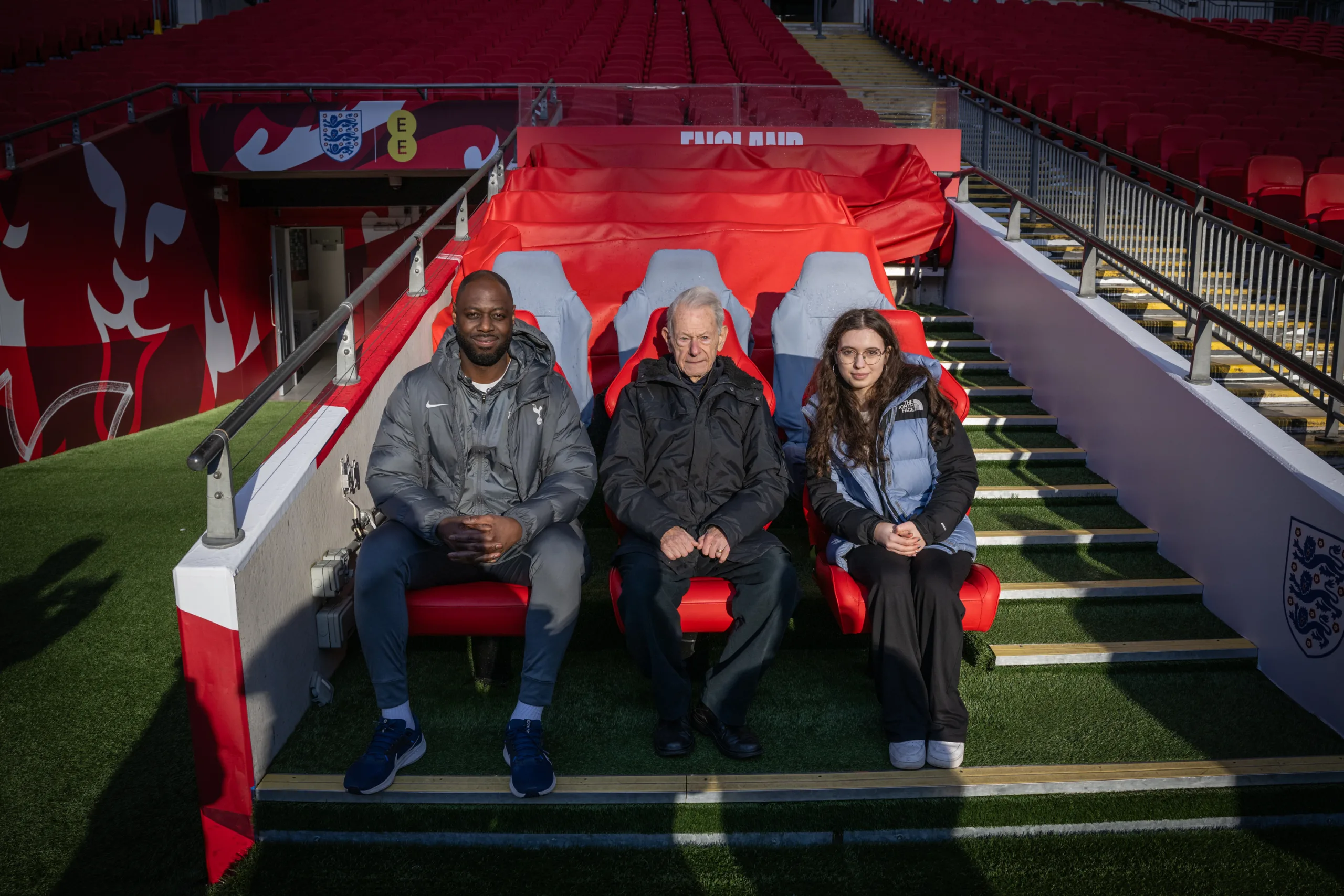 Premier League football legends unite to share Holocaust survivors ...