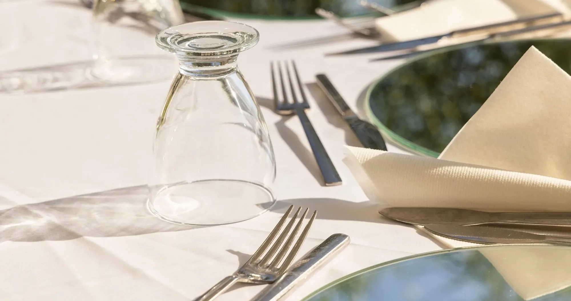 Forget BYOB as you know it: ETM collection hosts “bring your own boss ...