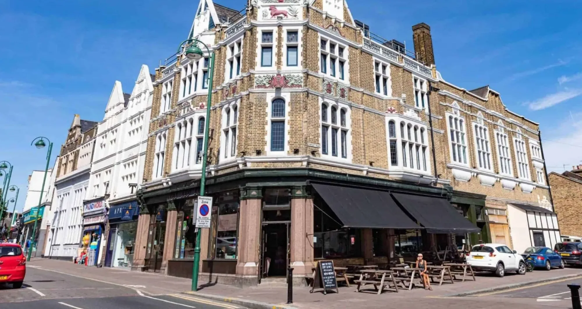 The Red Lion roars again - historic Leytonstone pub to reopen following ...