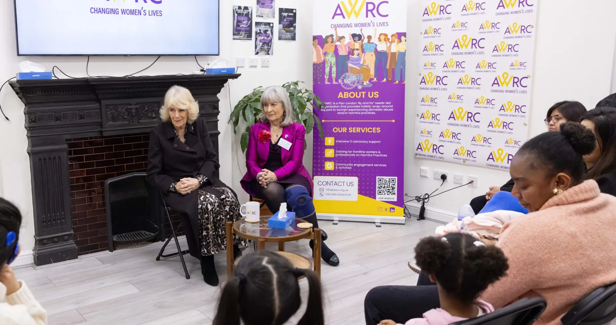 Her Majesty the Queen meets domestic abuse survivors at the 45th ...