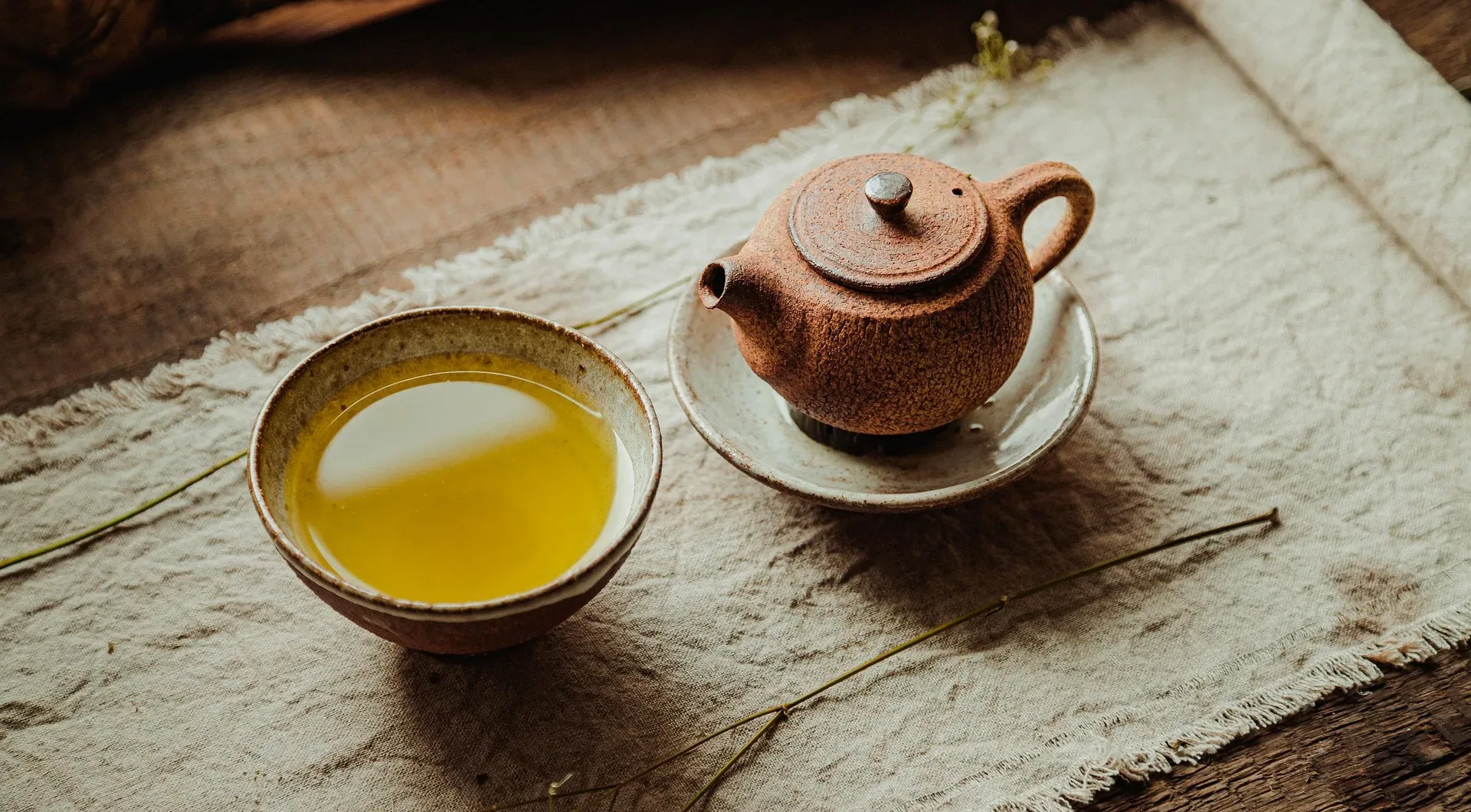 The science of sleepy tea: How herbal ingredients support restful sleep ...