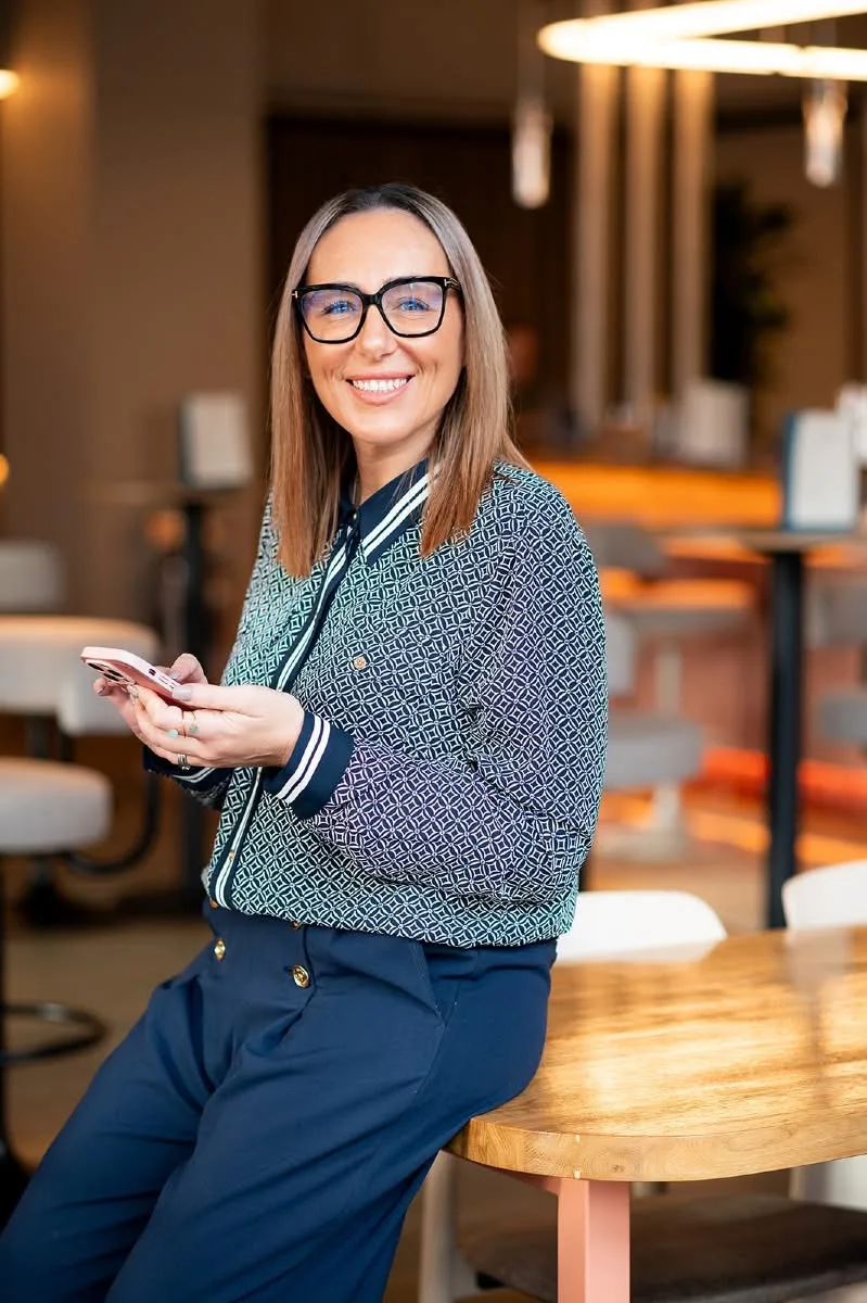 From Bullied Teen to Bestselling Author: Rachael Hover's 'Powerhouse ...