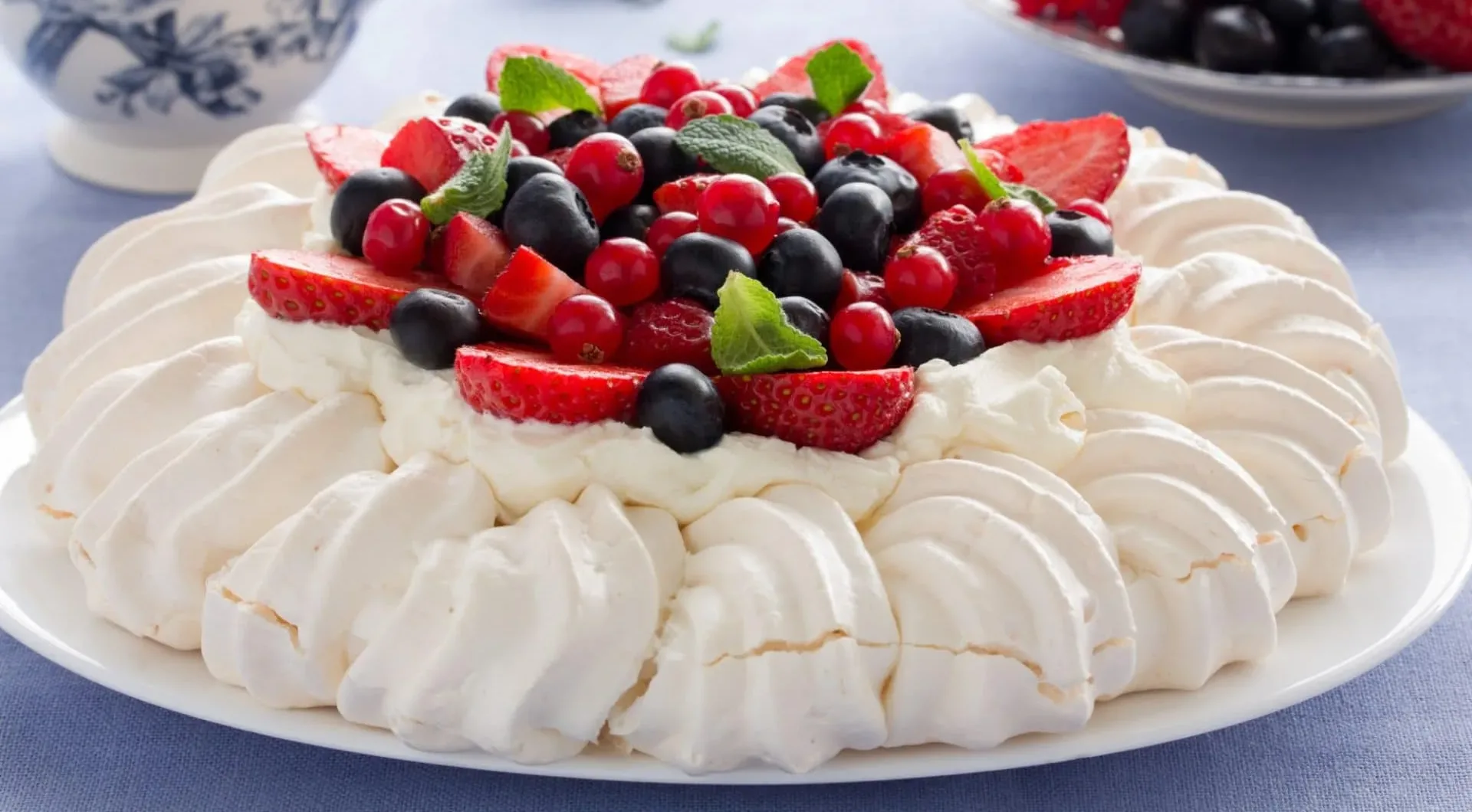 6 Irresistible Australian Desserts You Must Try at Least Once