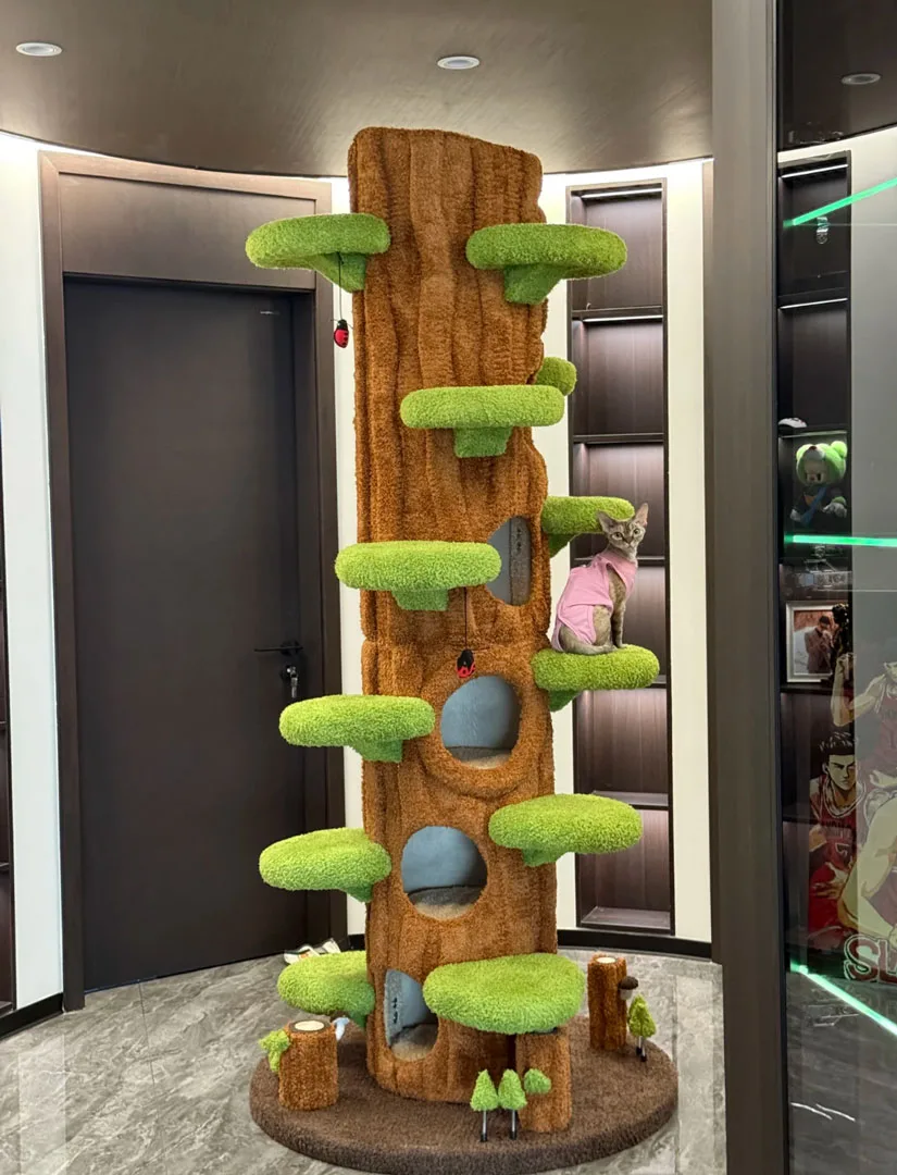 The Best Cat Trees for Large Cats: Give Your Big Kitty the Space They ...