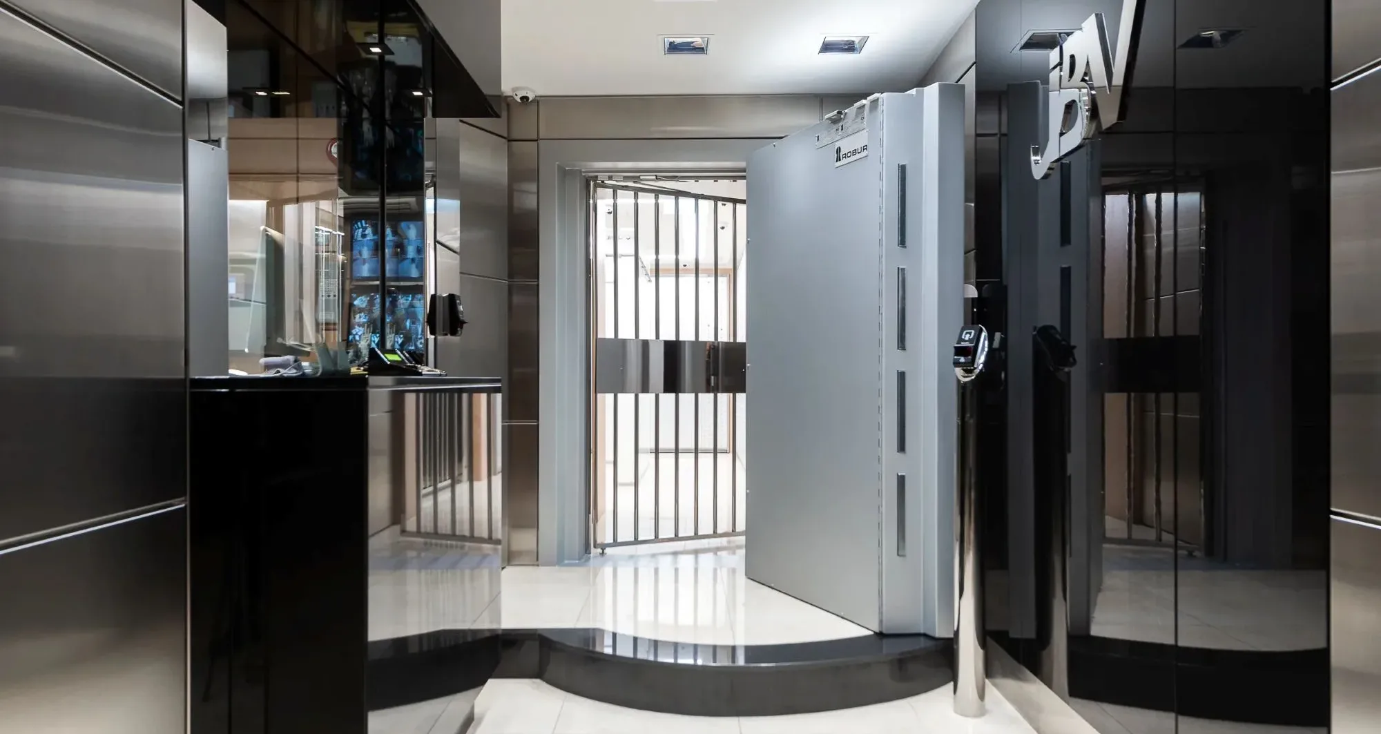 Europe's most exclusive private vaults storage launches new gold ...