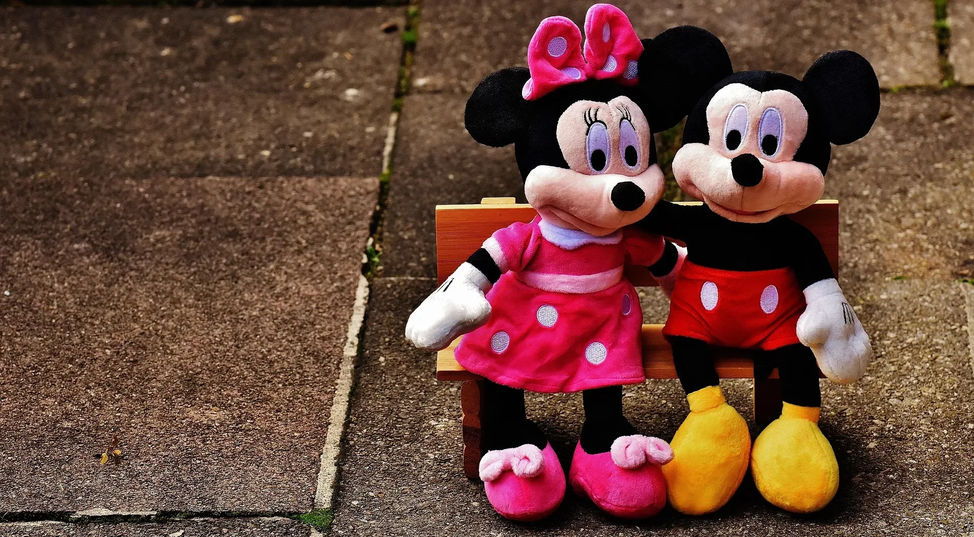 Blinds 2go launches beautiful Disney Home x Sanderson collection ...