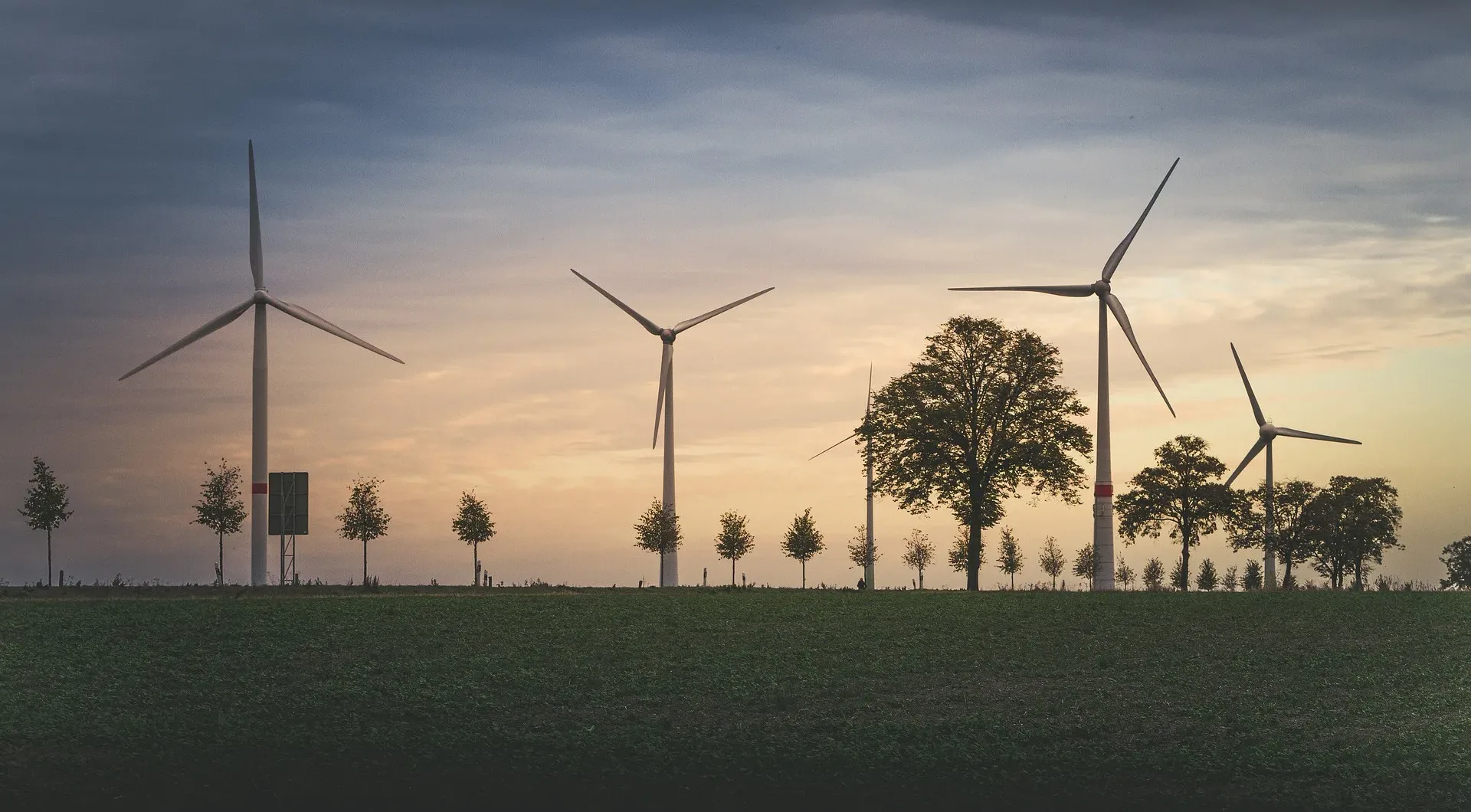 Wind power slashed UK energy bills by £104bn, new study finds | London ...