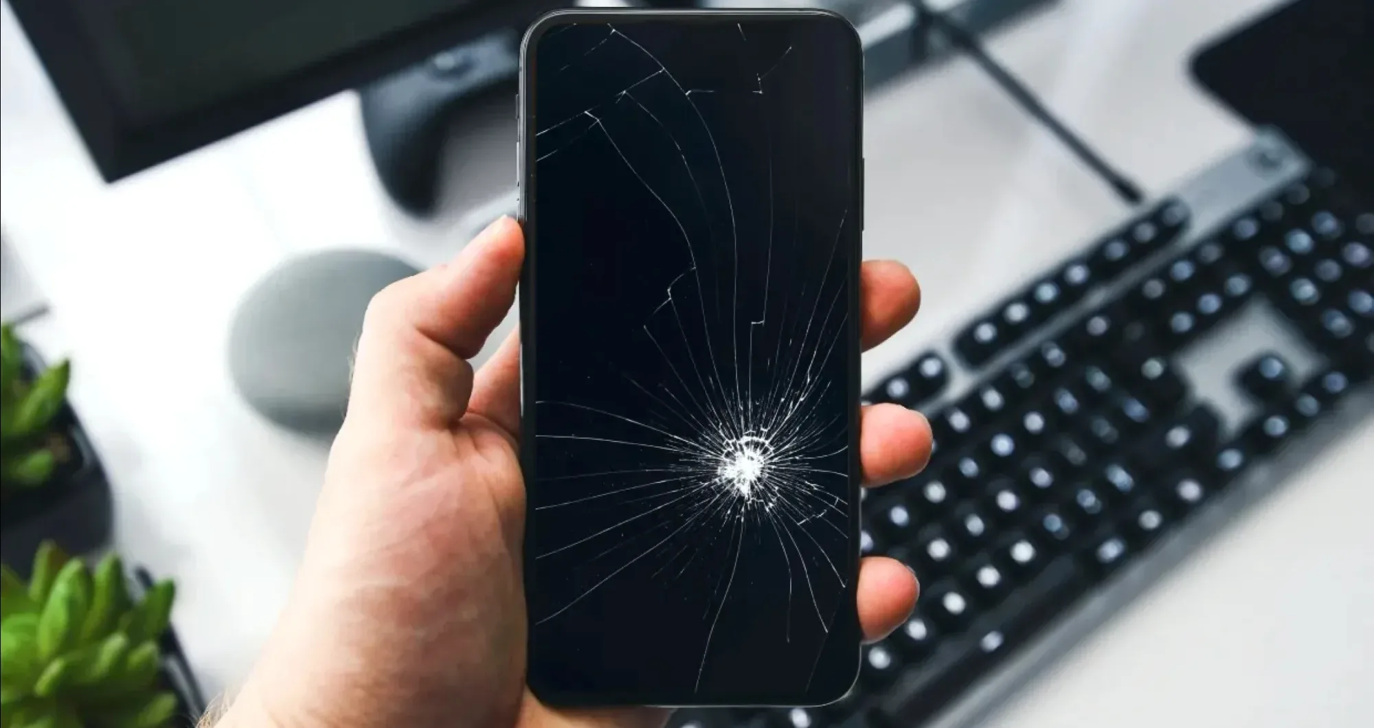 The most common ways smartphones get damaged