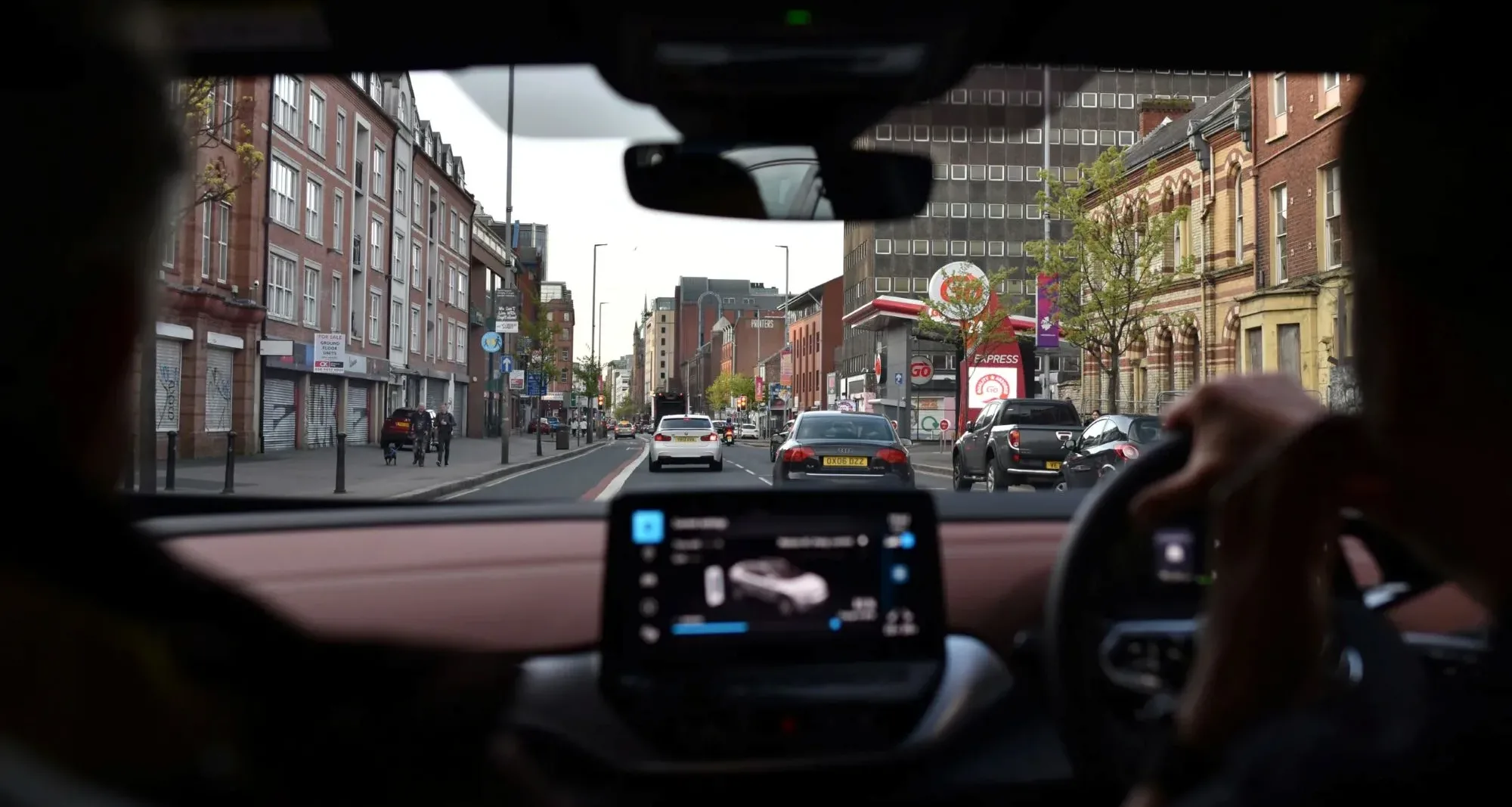 Parents supervising learner drivers risk six penalty points and a £ ...