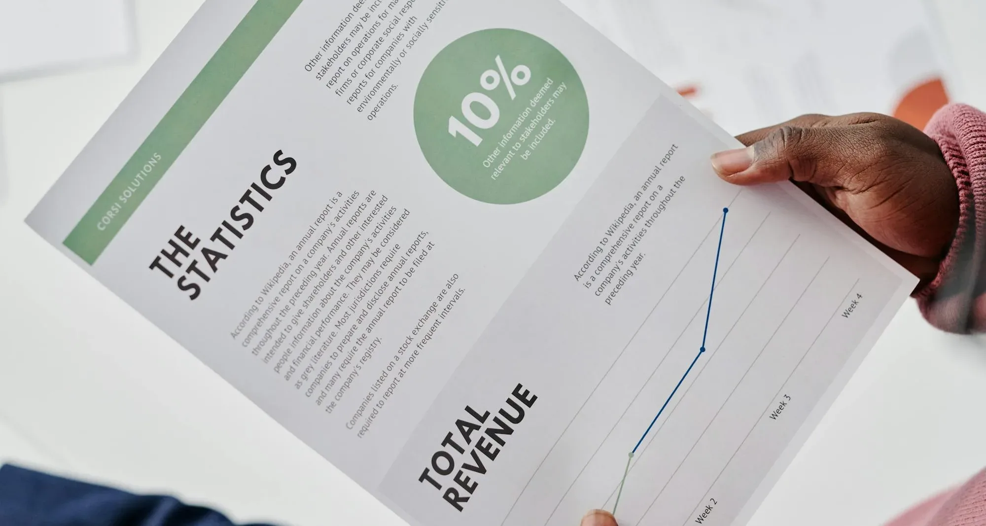 Top 10 effective public relations strategies (With real examples)