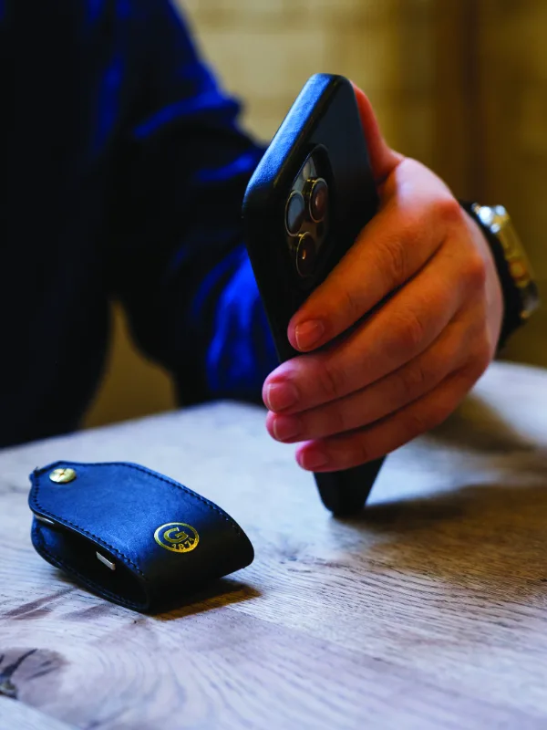 Garstin 1871 unveils new collection of luxury leather accessories for ...