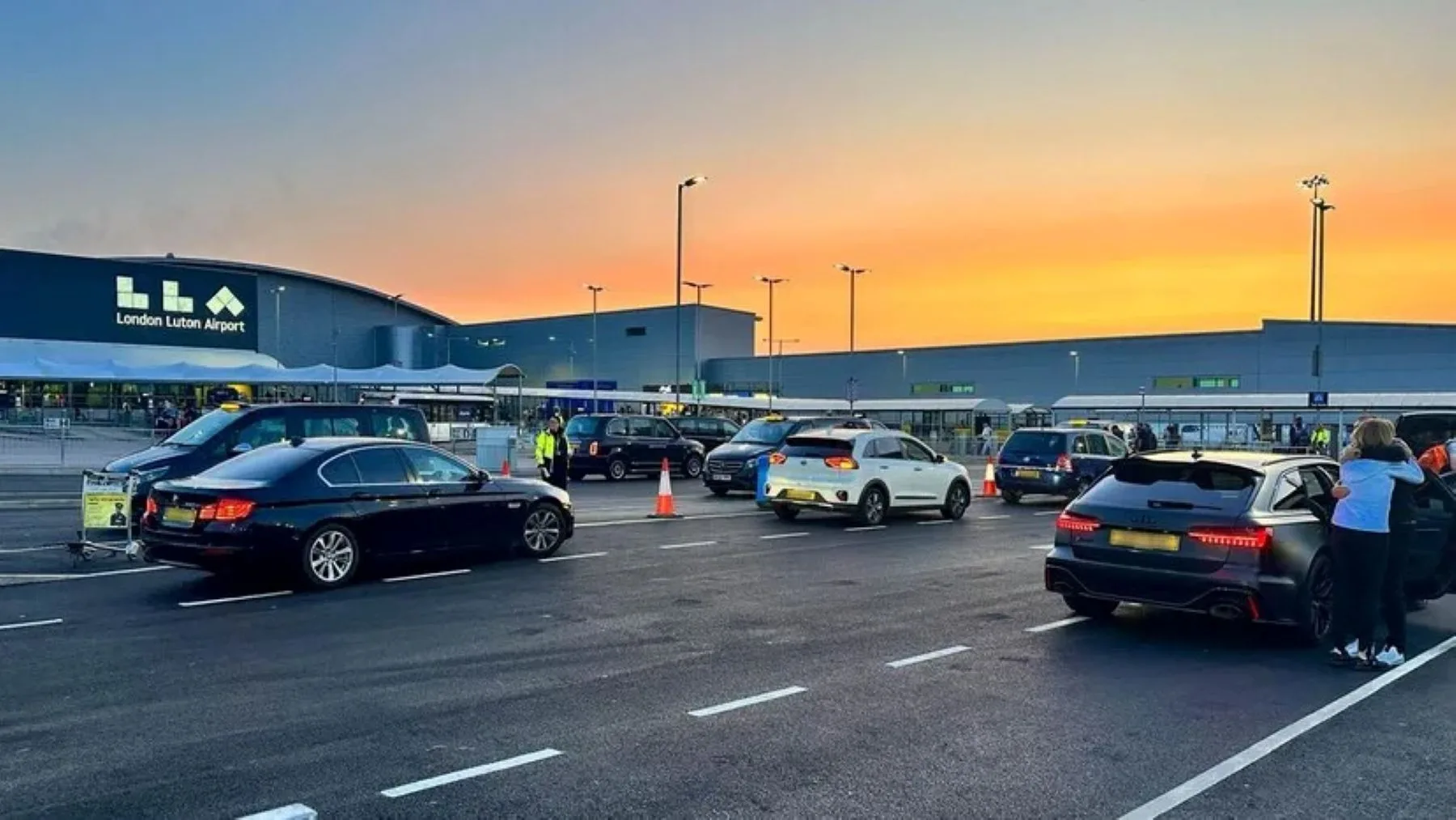 Luton airport drop-off charges: The complete 2025 guide for drivers and ...