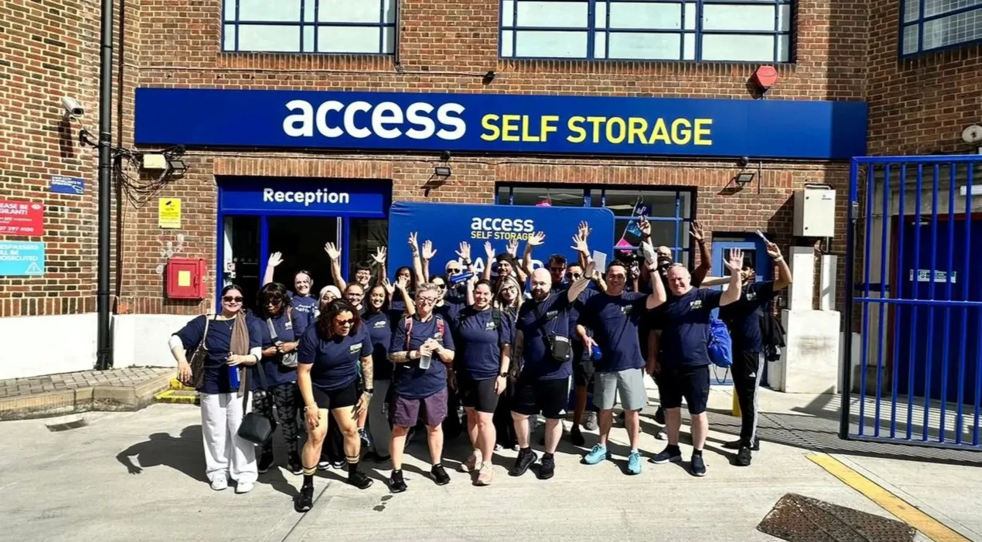 Team complete marathon raising nearly £2,000 for Cancer Research UK ...