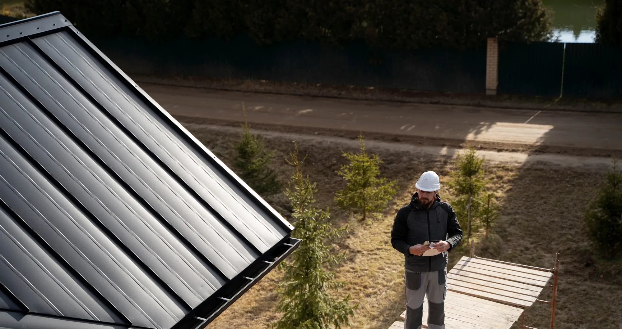 Signs your roofing contractor is ripping you off | London Daily News