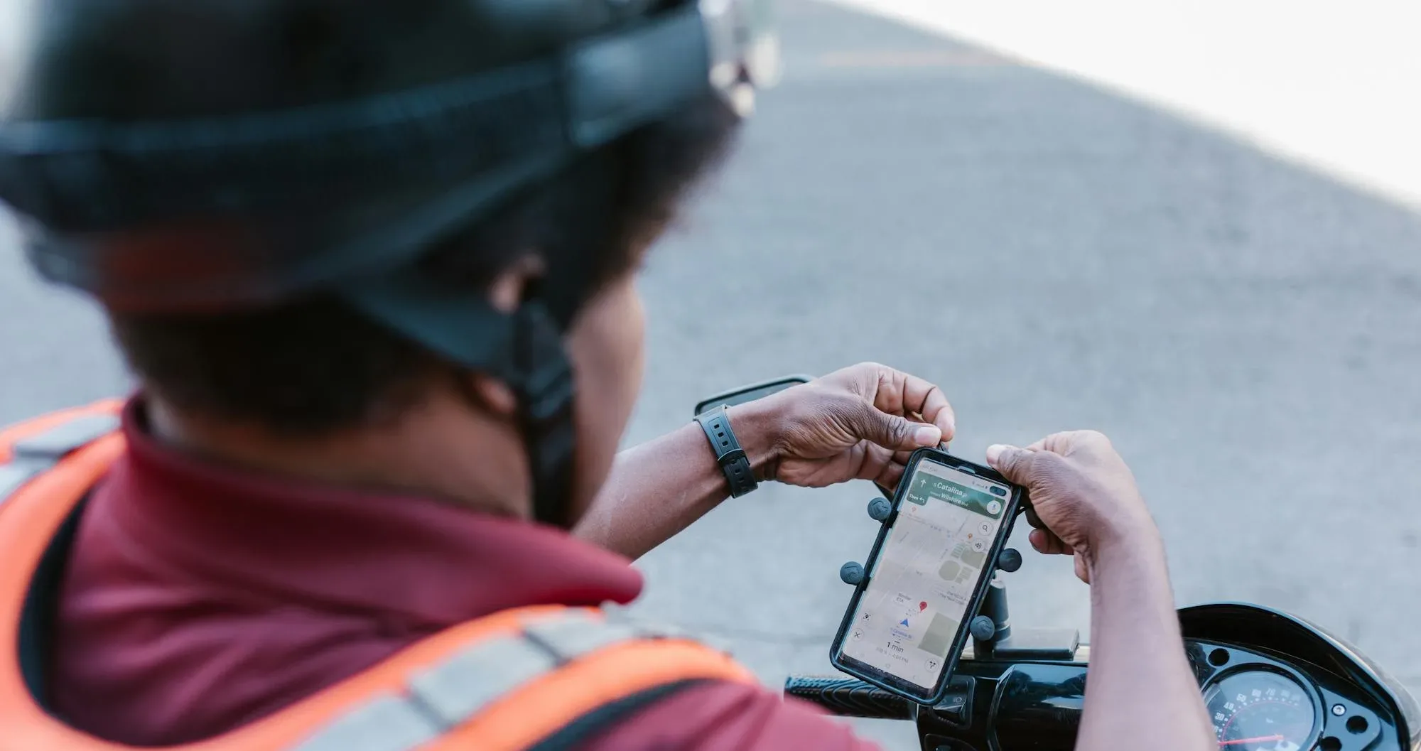 Step-by-step guide to set up free GPS tracking software with source code