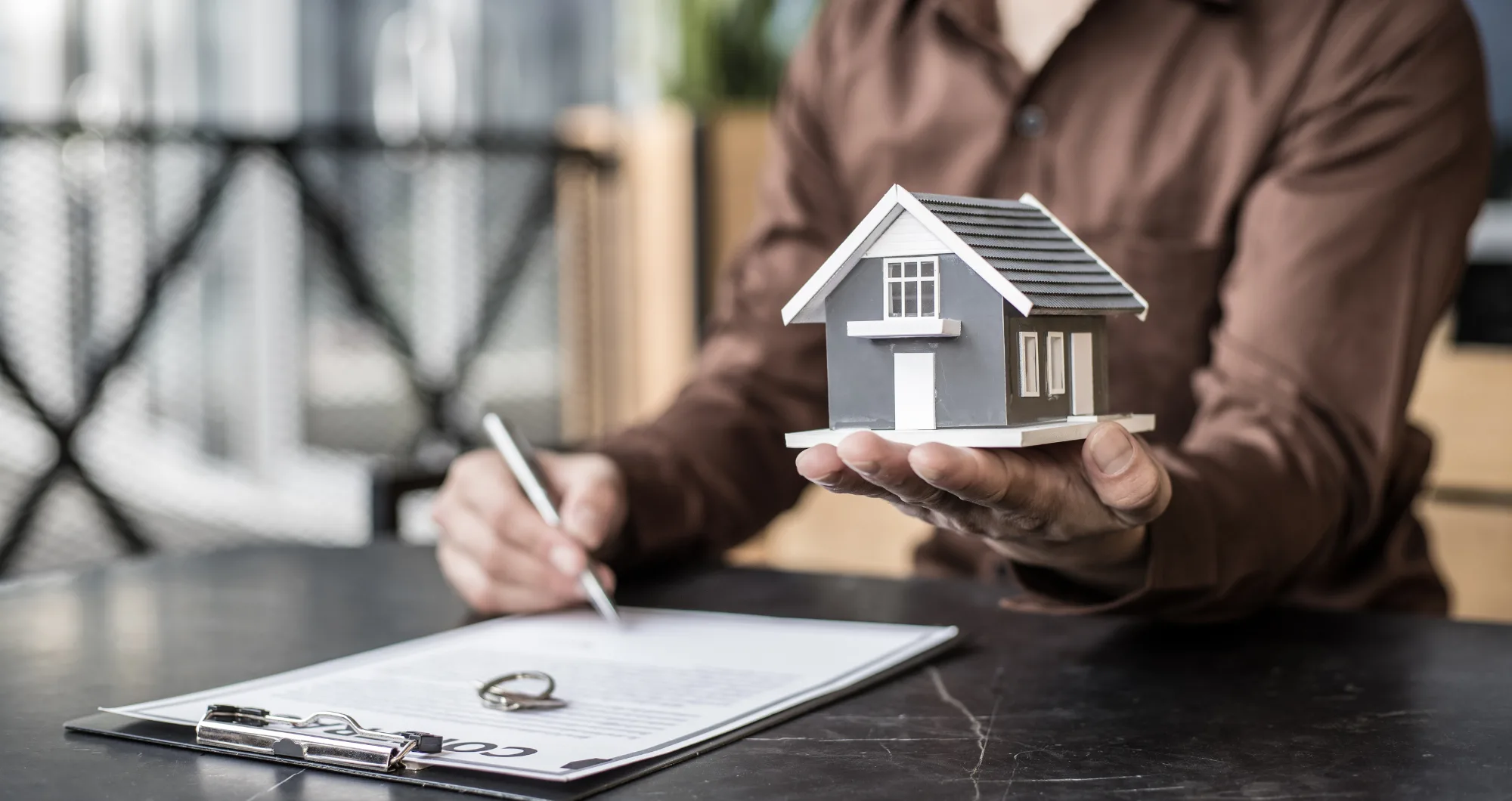 Why SP Insurance Services Is Your Trusted Broker for 25+ Years