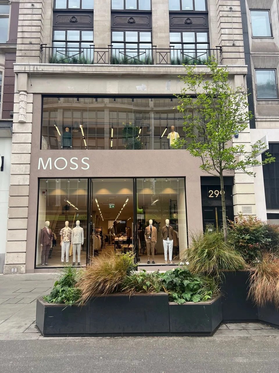 Moss unveils flagship store, Oxford Street West: How Moss is giving men ...