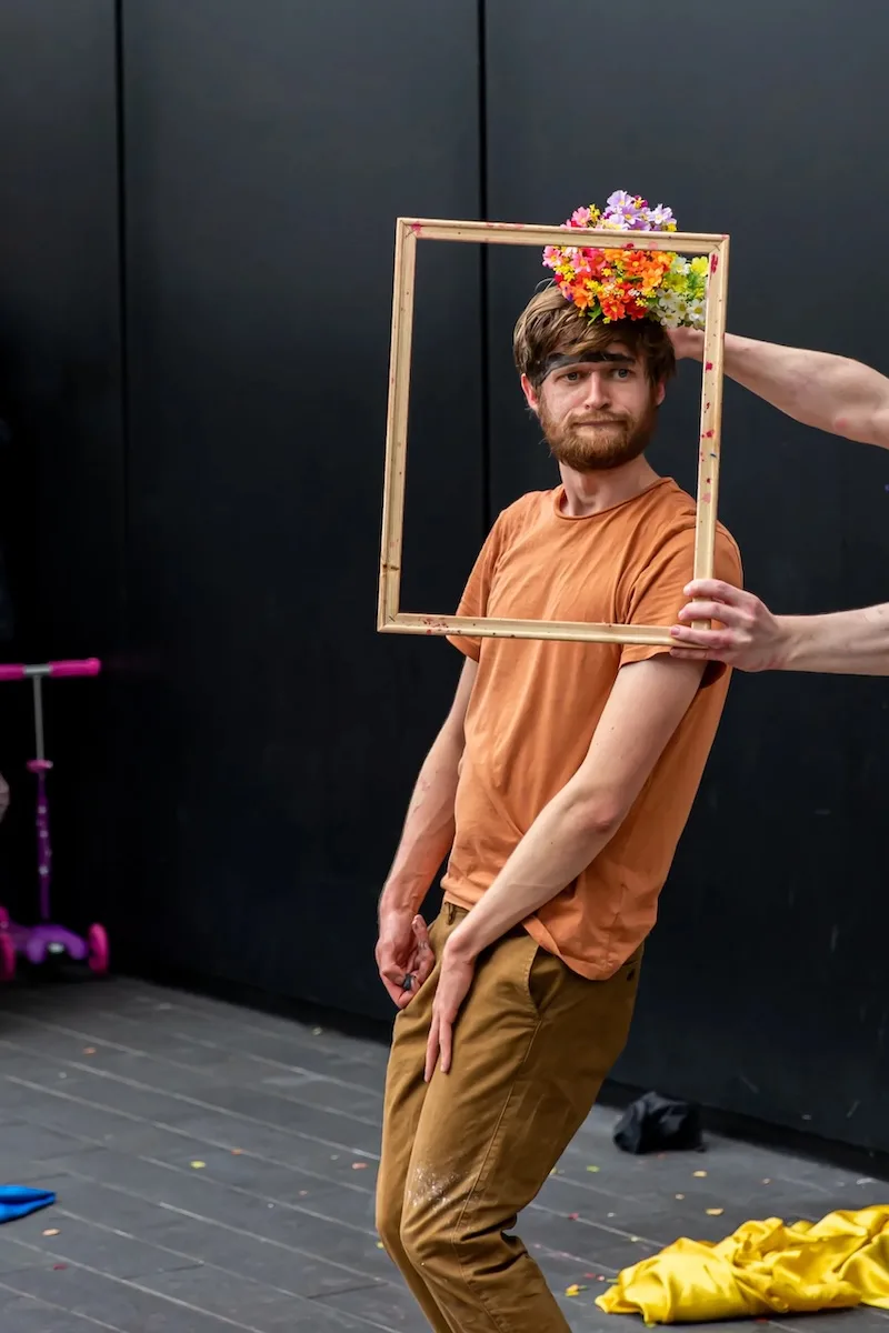Splat! the colourful, accessible and artistic comedy theatre show for ...